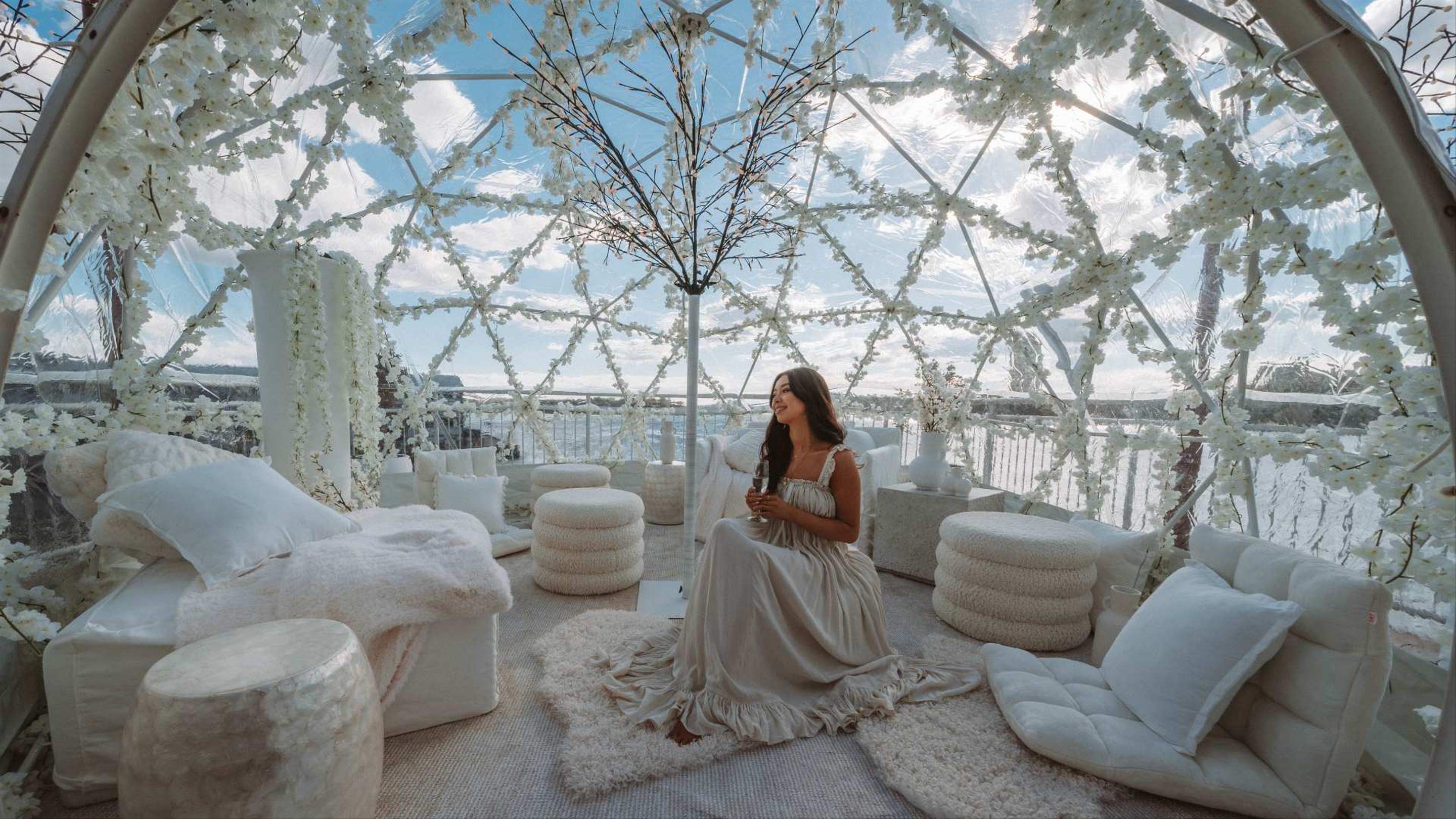 Igloos on the Pier 2022 - Concrete Playground