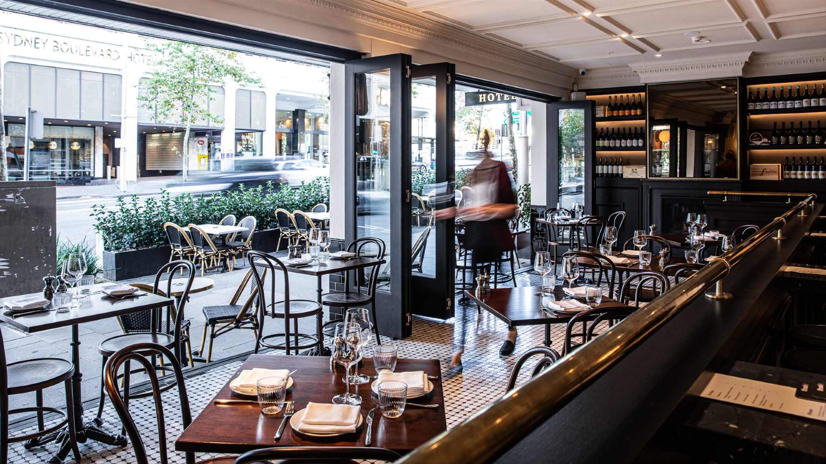 The Strand Hotel, Darlinghurst Review