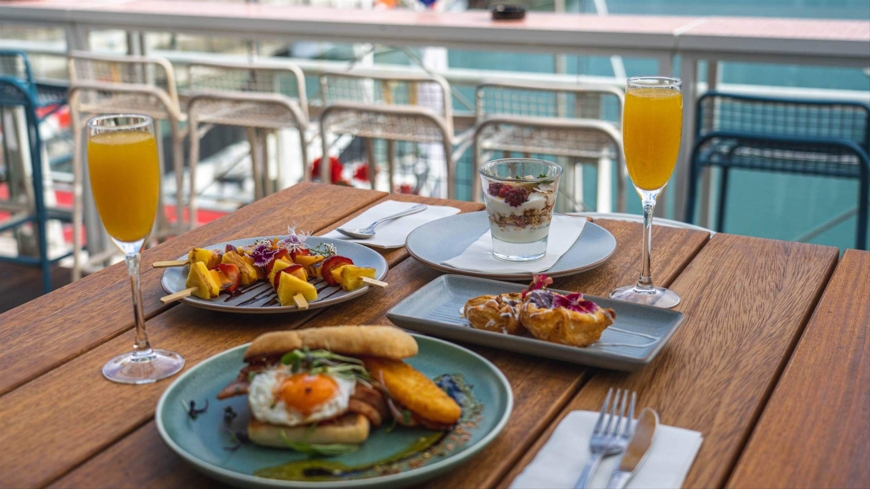 Dr Rudi's Bottomless Frosé Drag Brunch - Concrete Playground