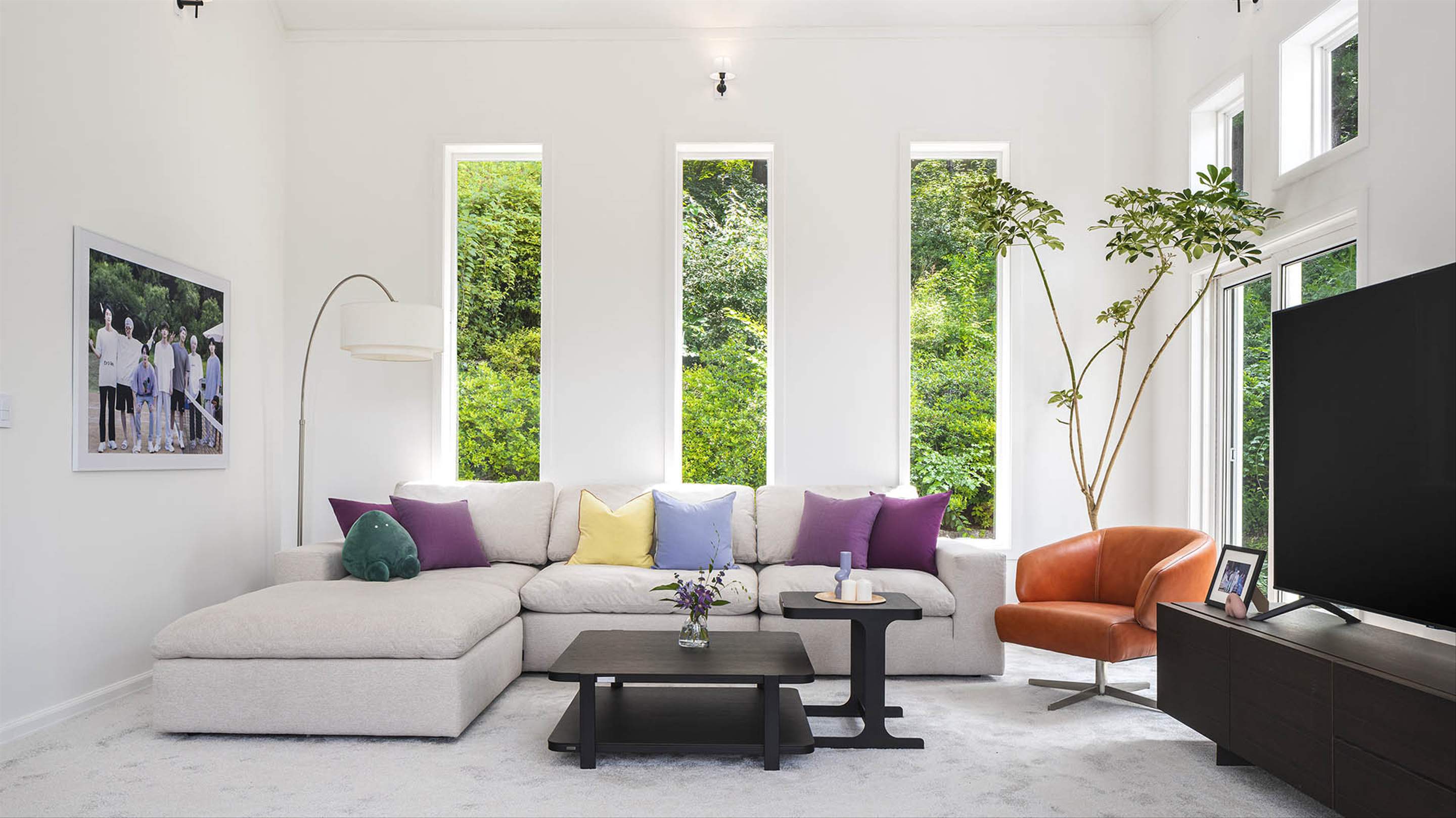 You Can Now Spend a Night at the South Korean Estate Where BTS Filmed ...