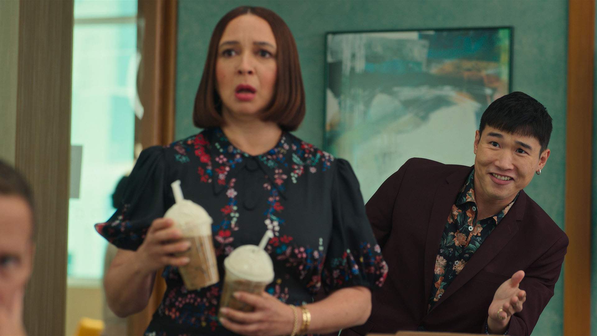 Maya Rudolph's Extremely Funny New Workplace Comedy 'Loot' Has Just ...