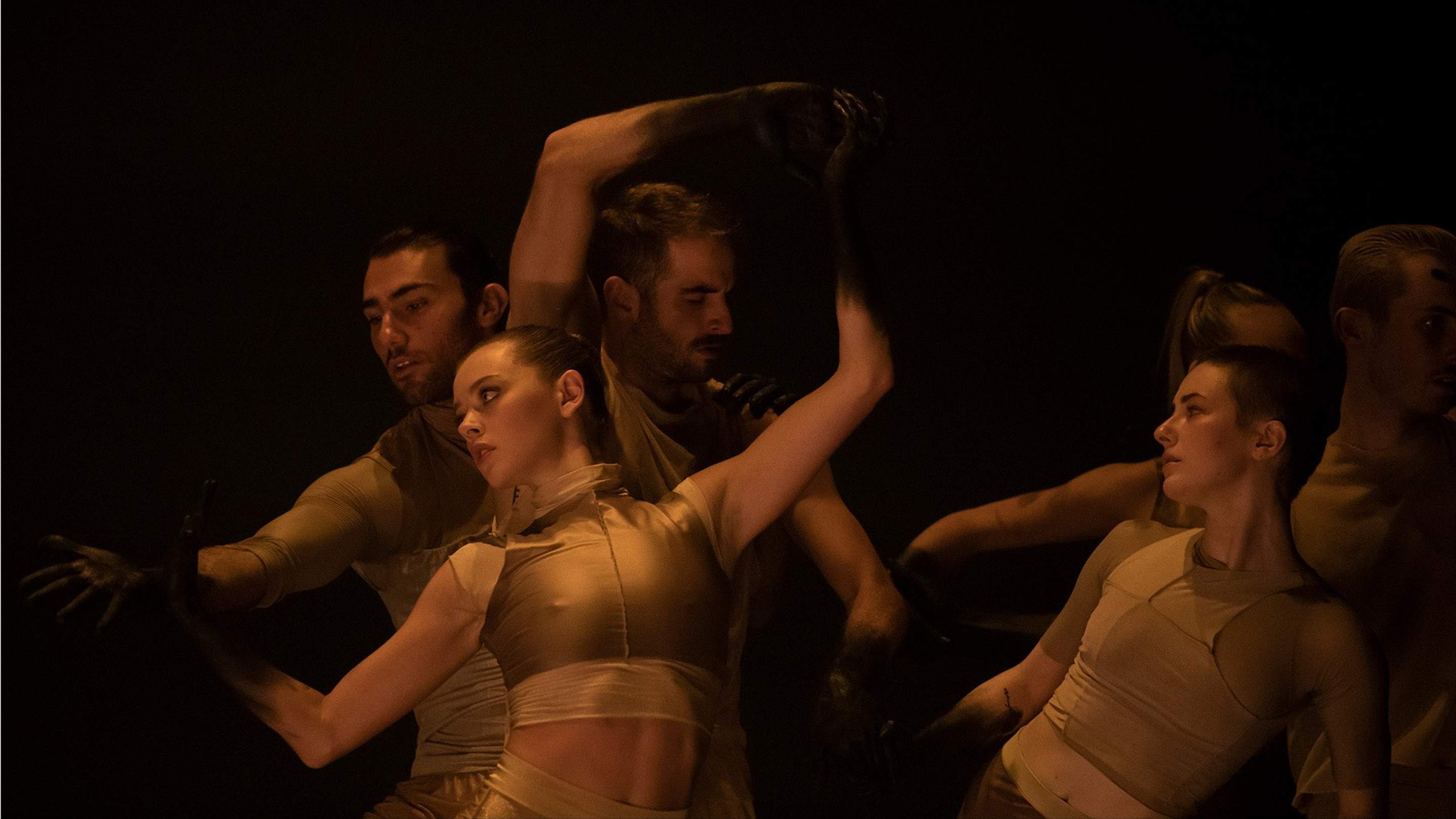 Making Moves: Sydney Dance Company's Mia Thompson on What it Takes to ...