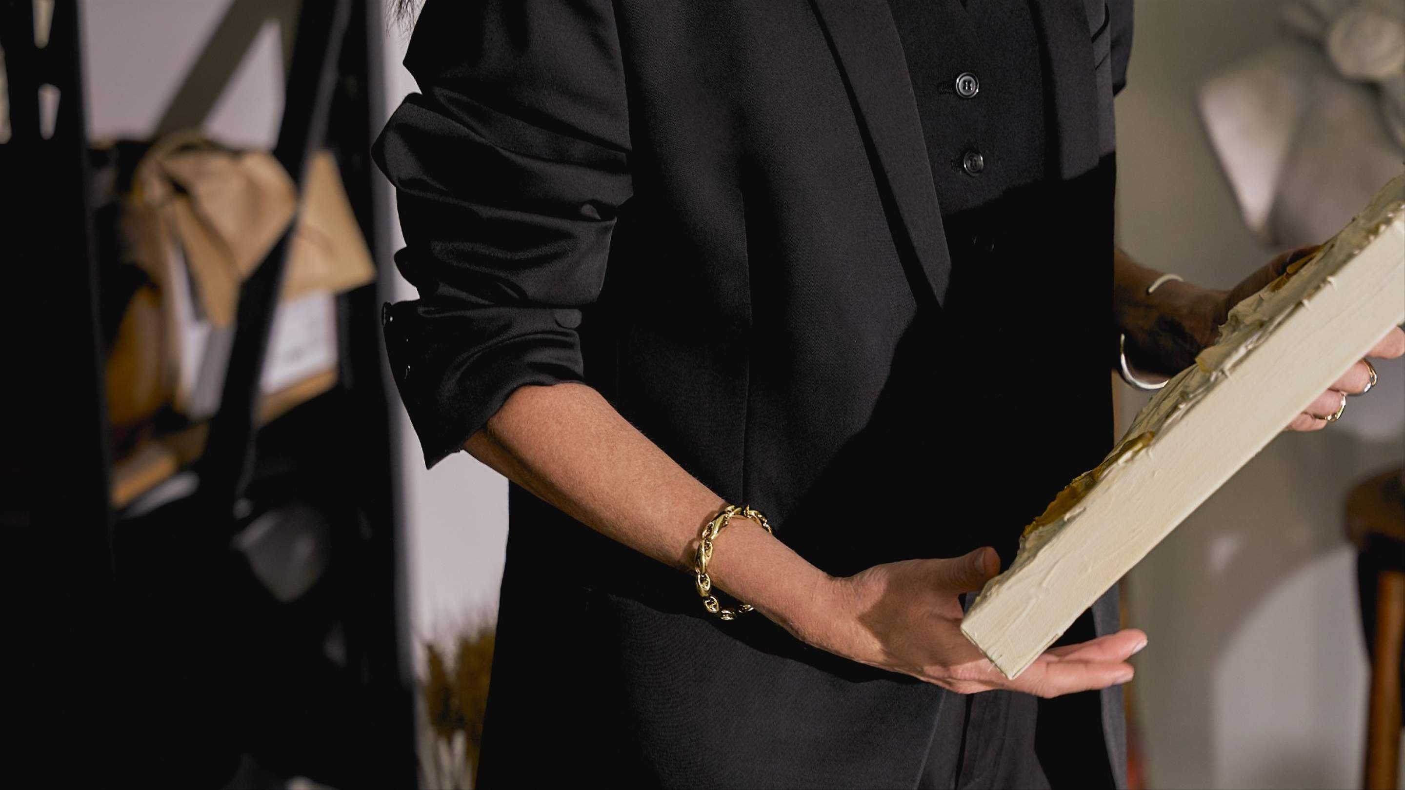 Artist Amanda Shadforth Reveals How She Expresses Herself Creatively ...