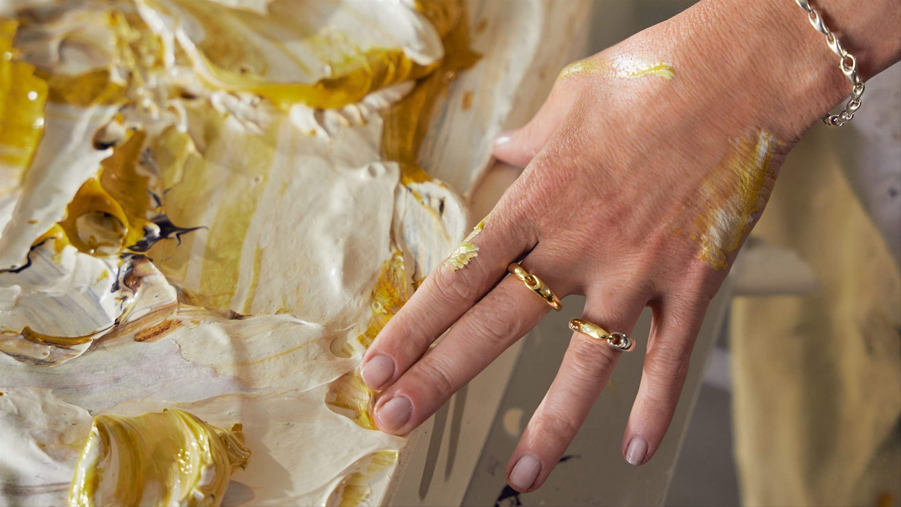 Artist Amanda Shadforth Reveals How She Expresses Herself Creatively ...