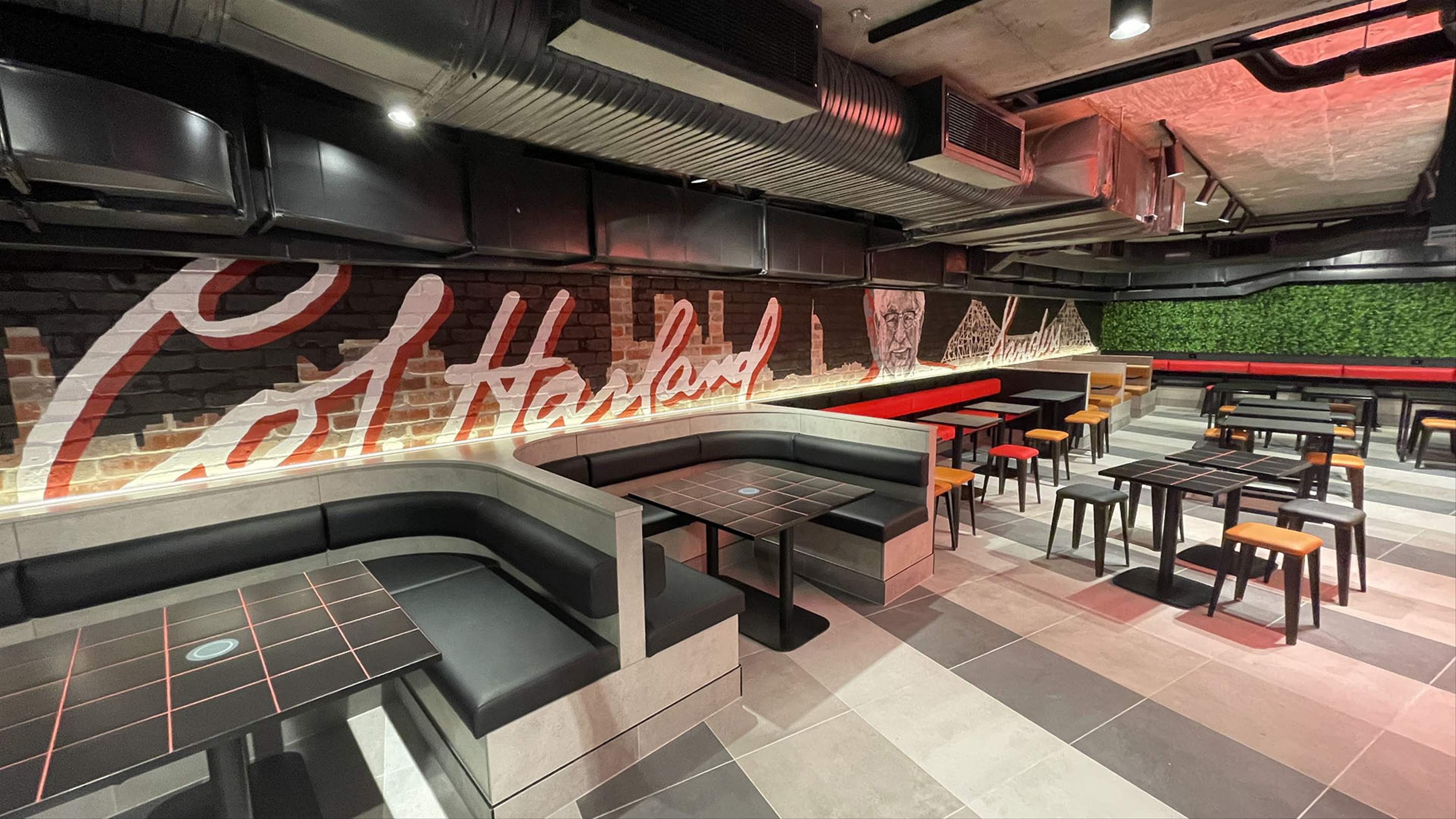 KFC's New Queen Street Mall Store Is the First in Brisbane Giving Away ...