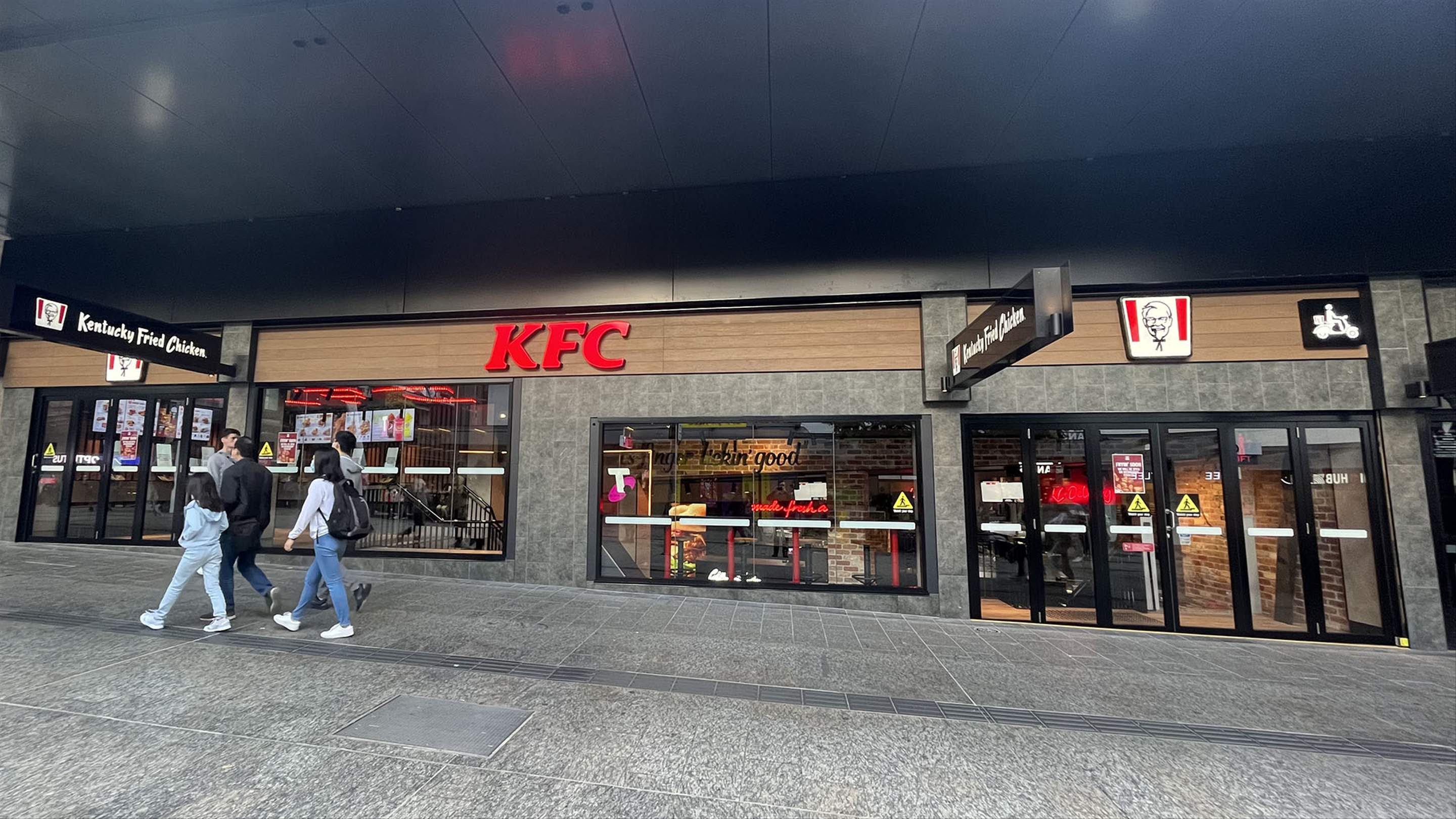 KFC's New Queen Street Mall Store Is the First in Brisbane Giving Away ...