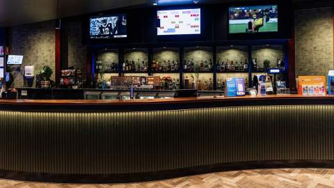 Capalaba's Koala Tavern Has Just Reopened with a Huge New Beer Garden ...