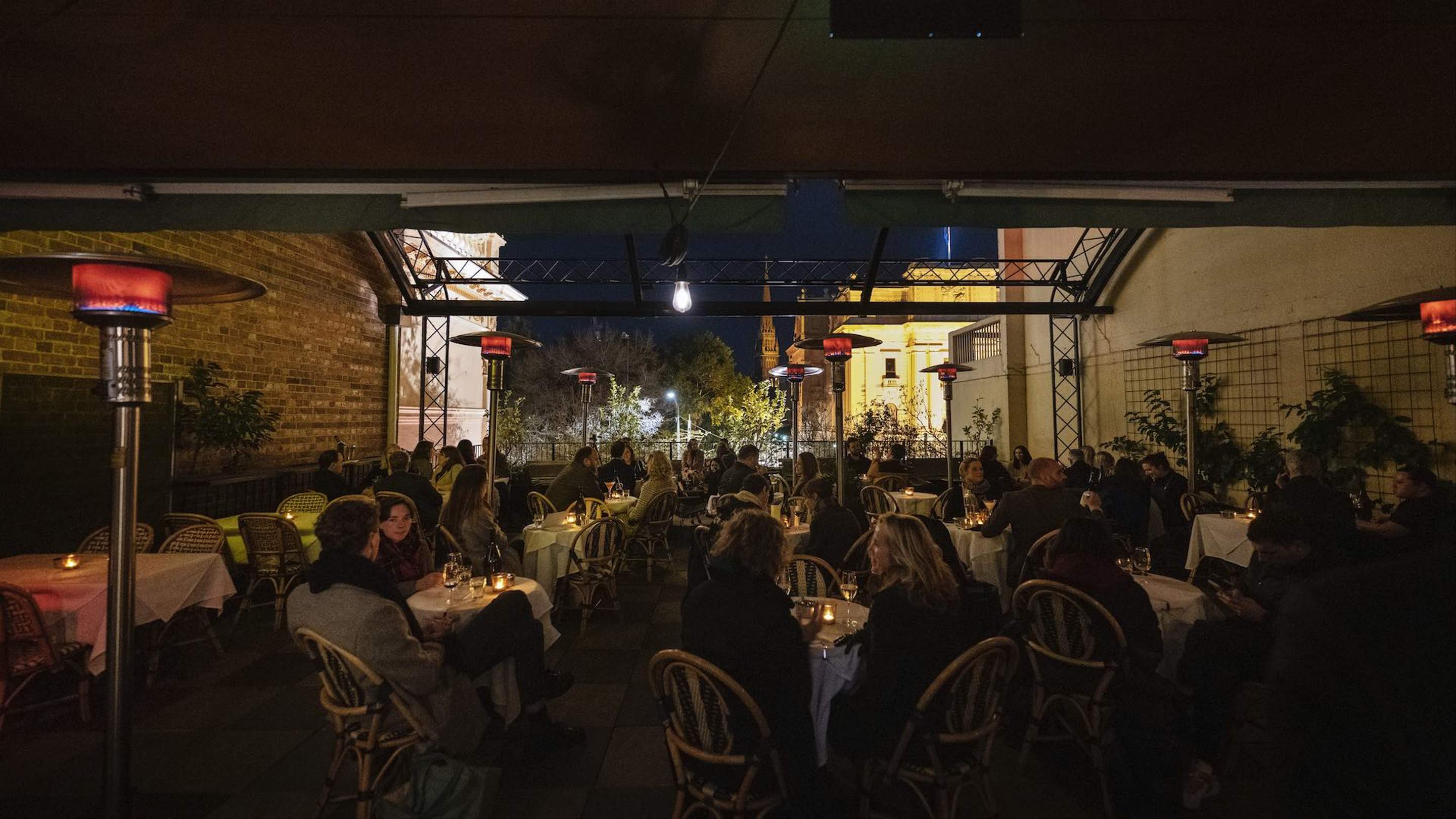 Siglo, Melbourne Review