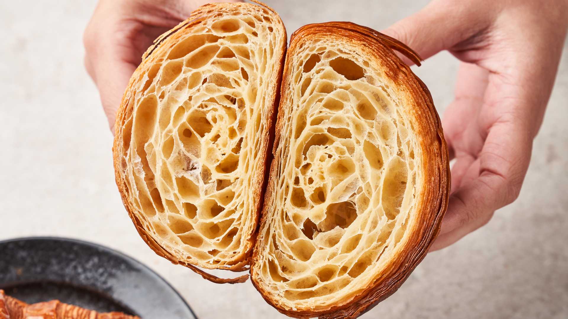 The Hamptons Bakery, Hampton Review