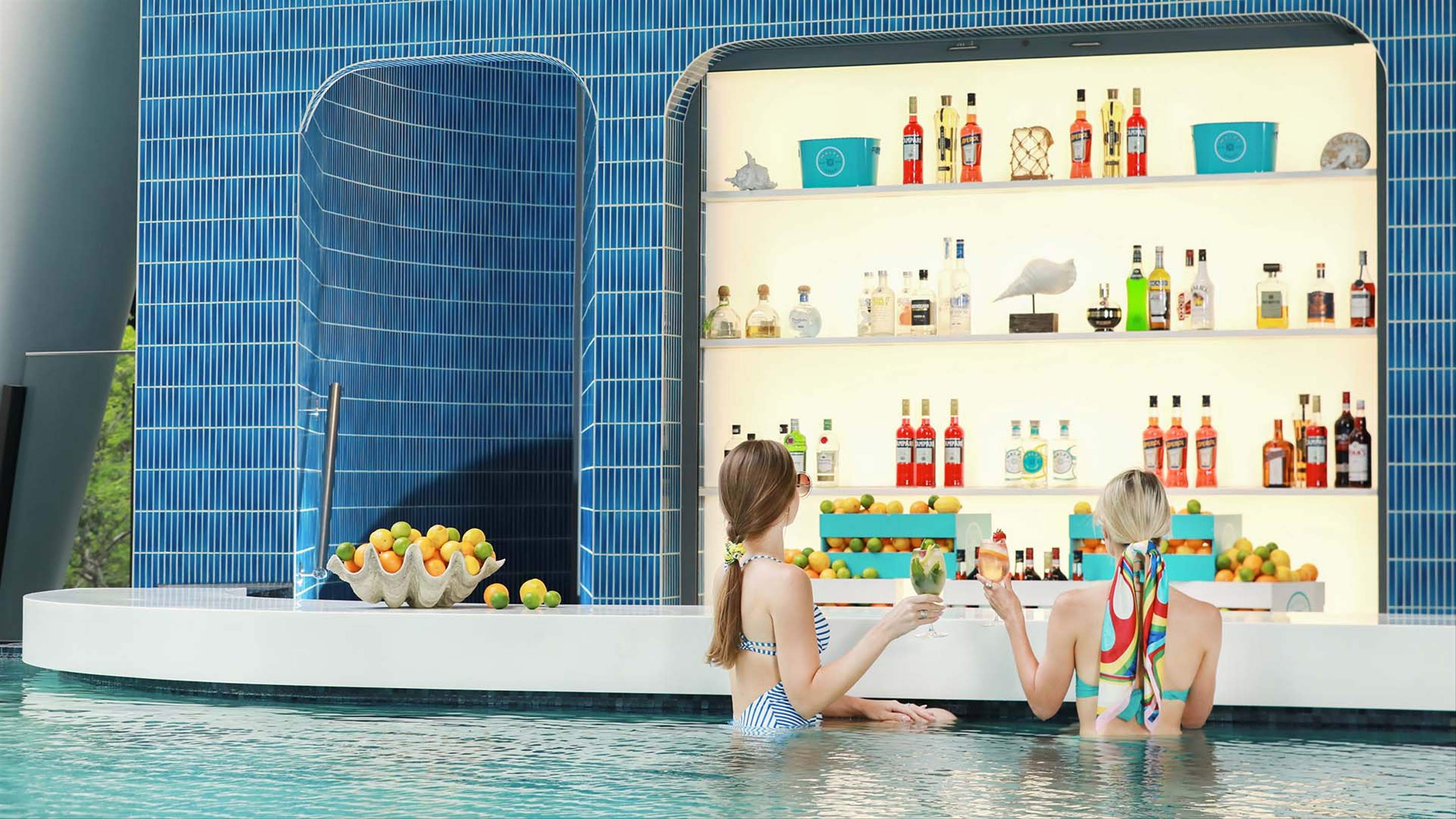 Soak Up the Los Cabos Vibes: The Westin's Swim-Up Pool Bar Is Giving ...