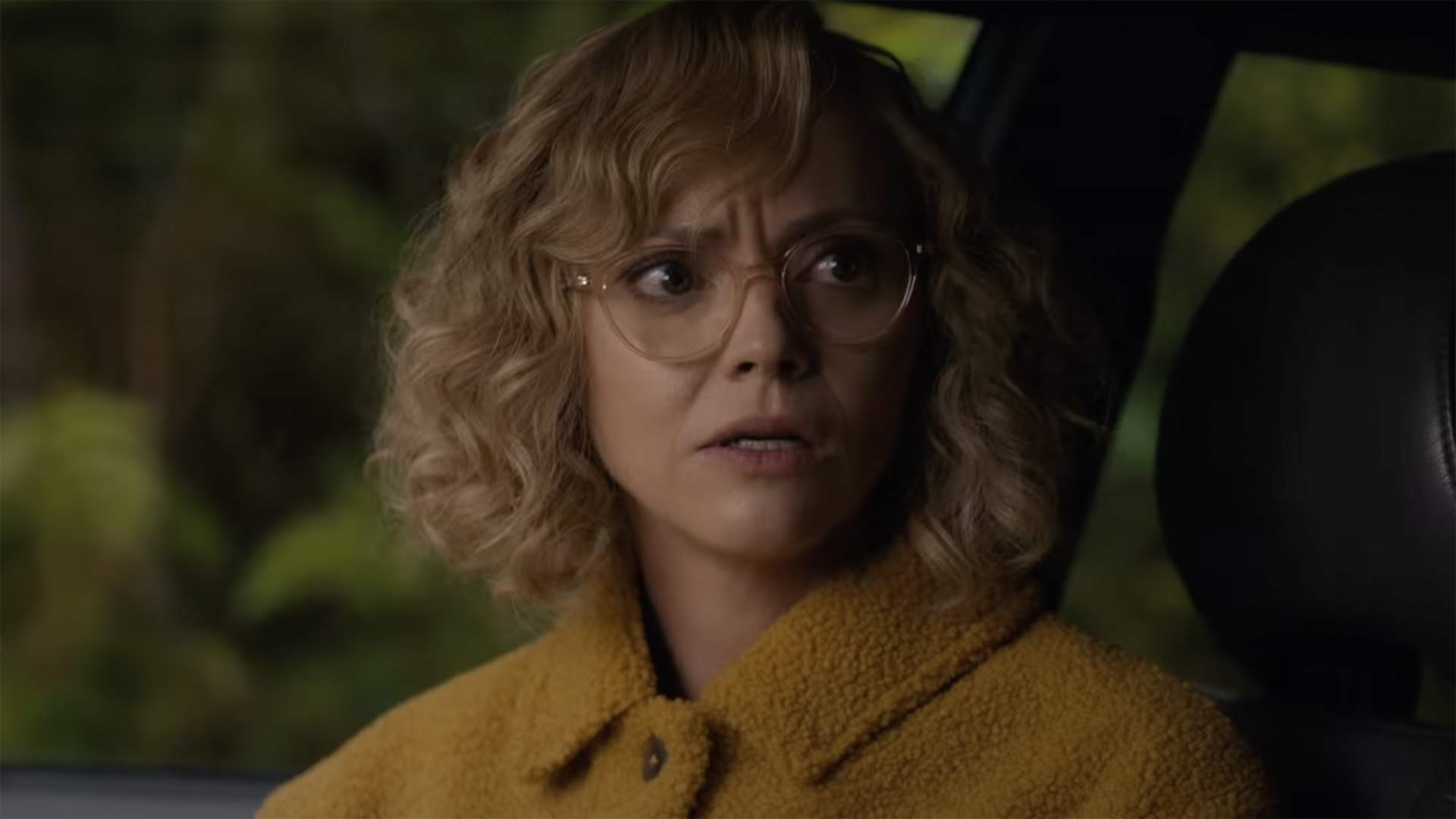 "Darkness, We Brought It Back with Us": 'Yellowjackets' Just Dropped a New Season Two Trailer ...