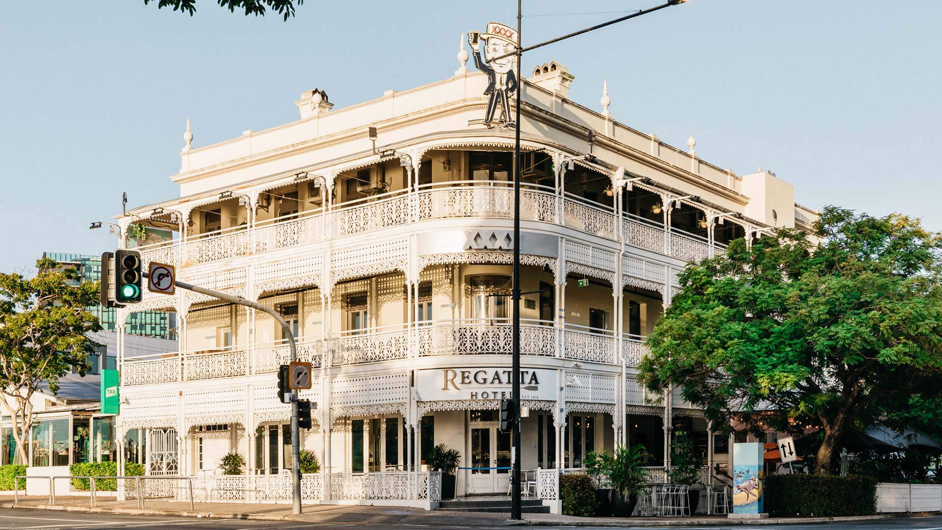 Regatta Hotel, Toowong Review