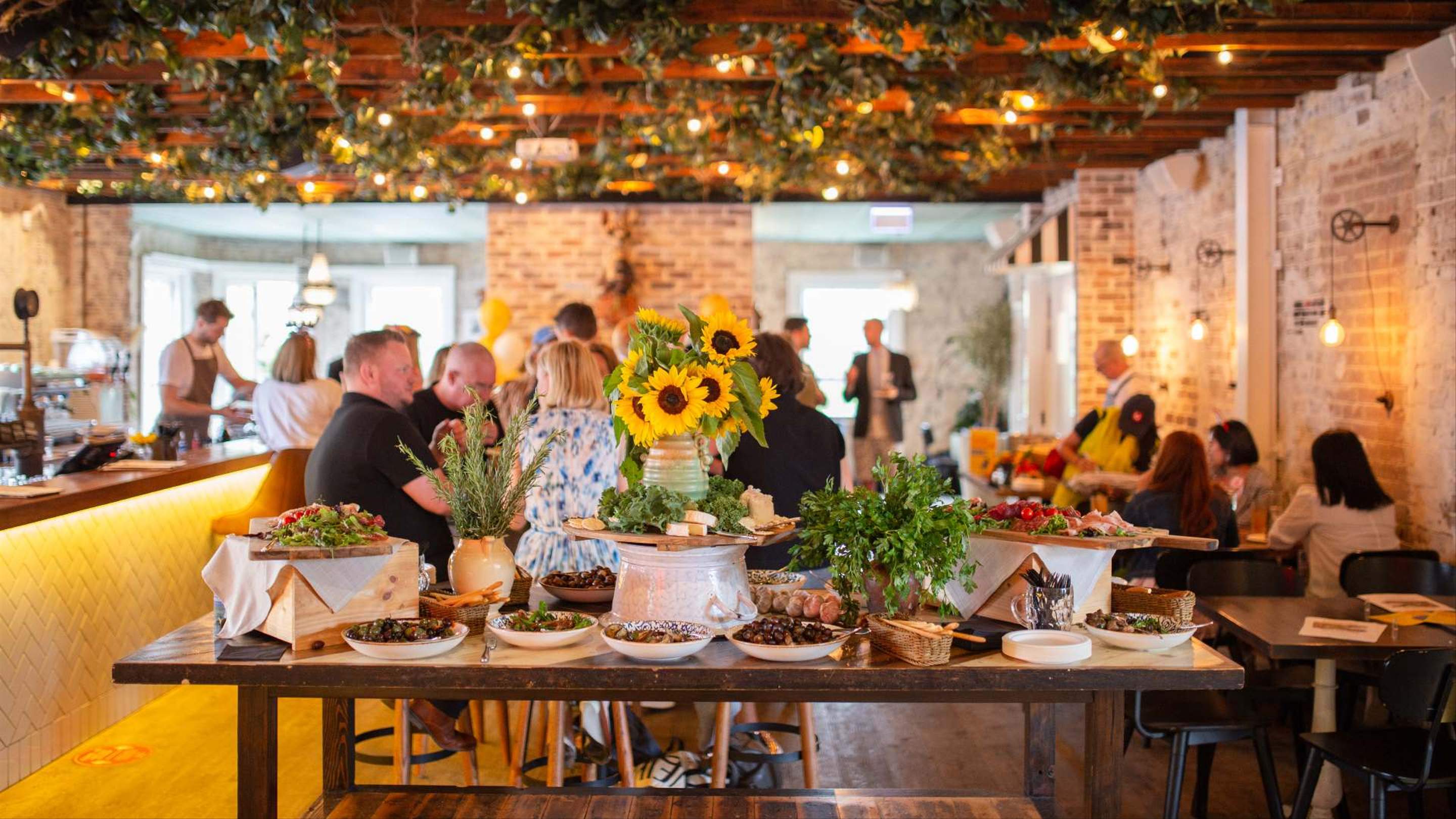 Rose of Australia, Erskineville Review