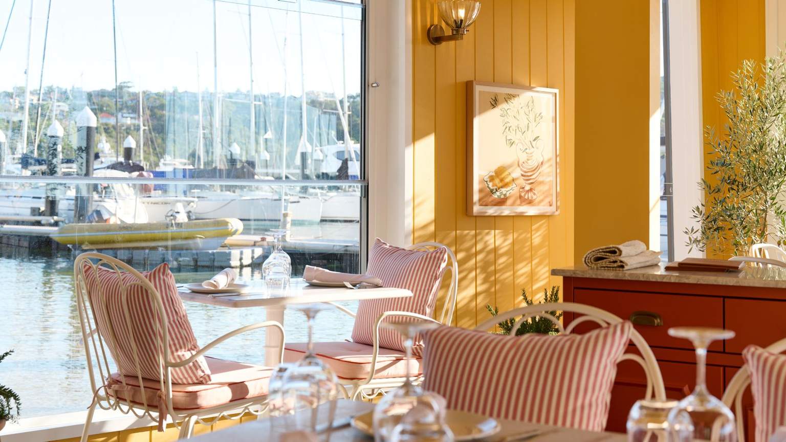 St Siandra, Mosman Review