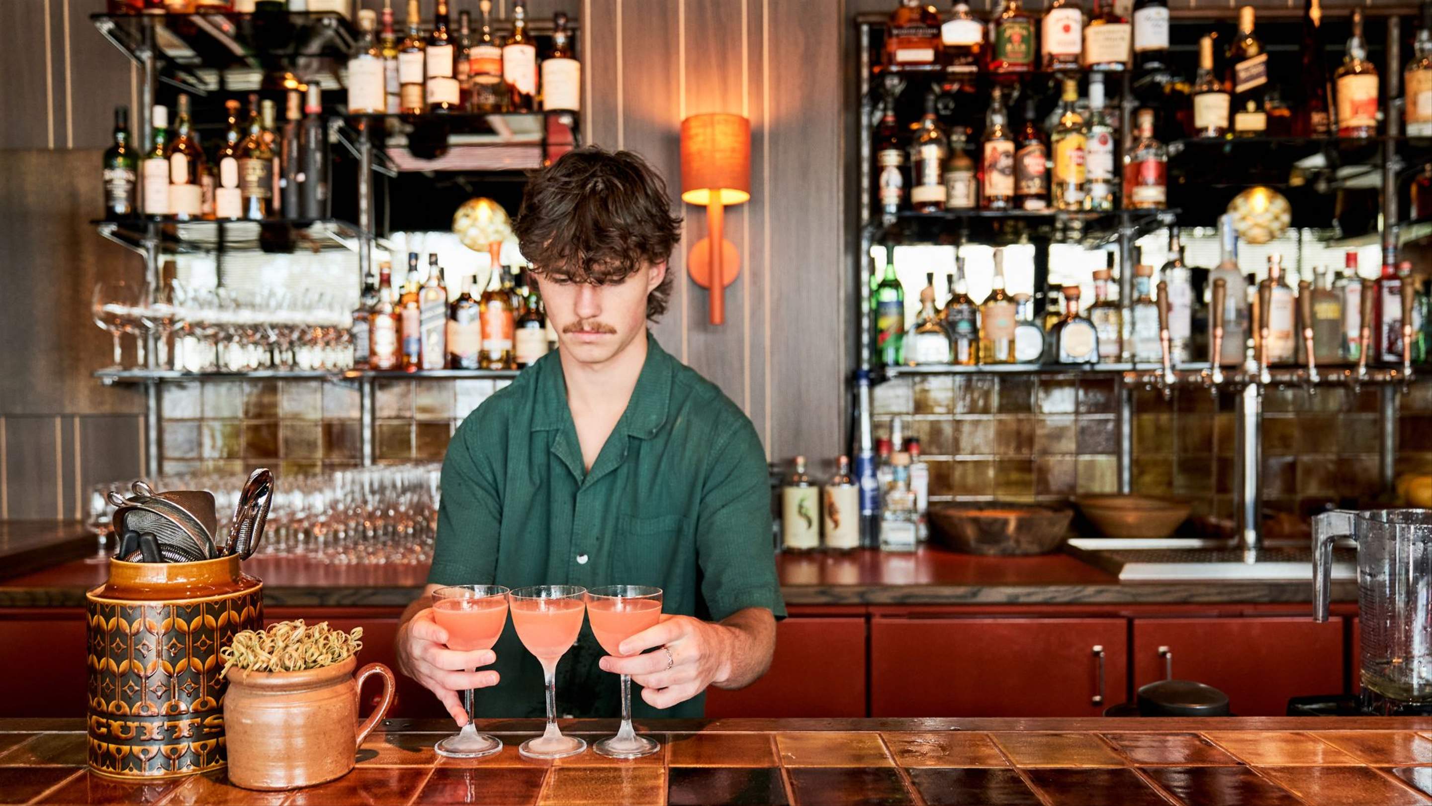 Totti's Lorne, Lorne Review