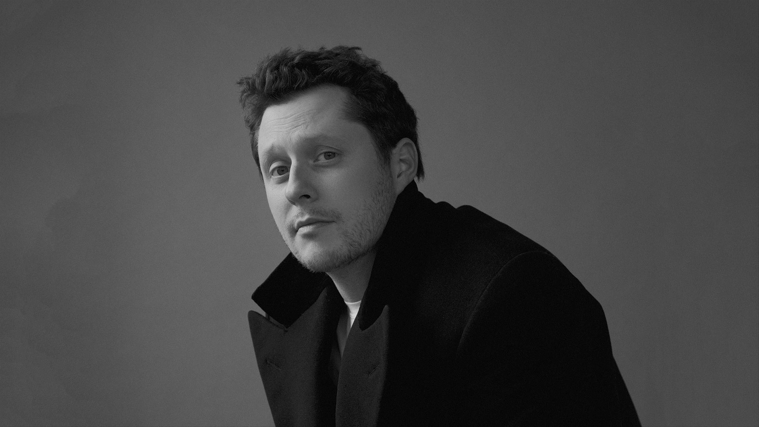 'Schitt's Creek' Star Noah Reid Is Heading Down Under This Spring for ...