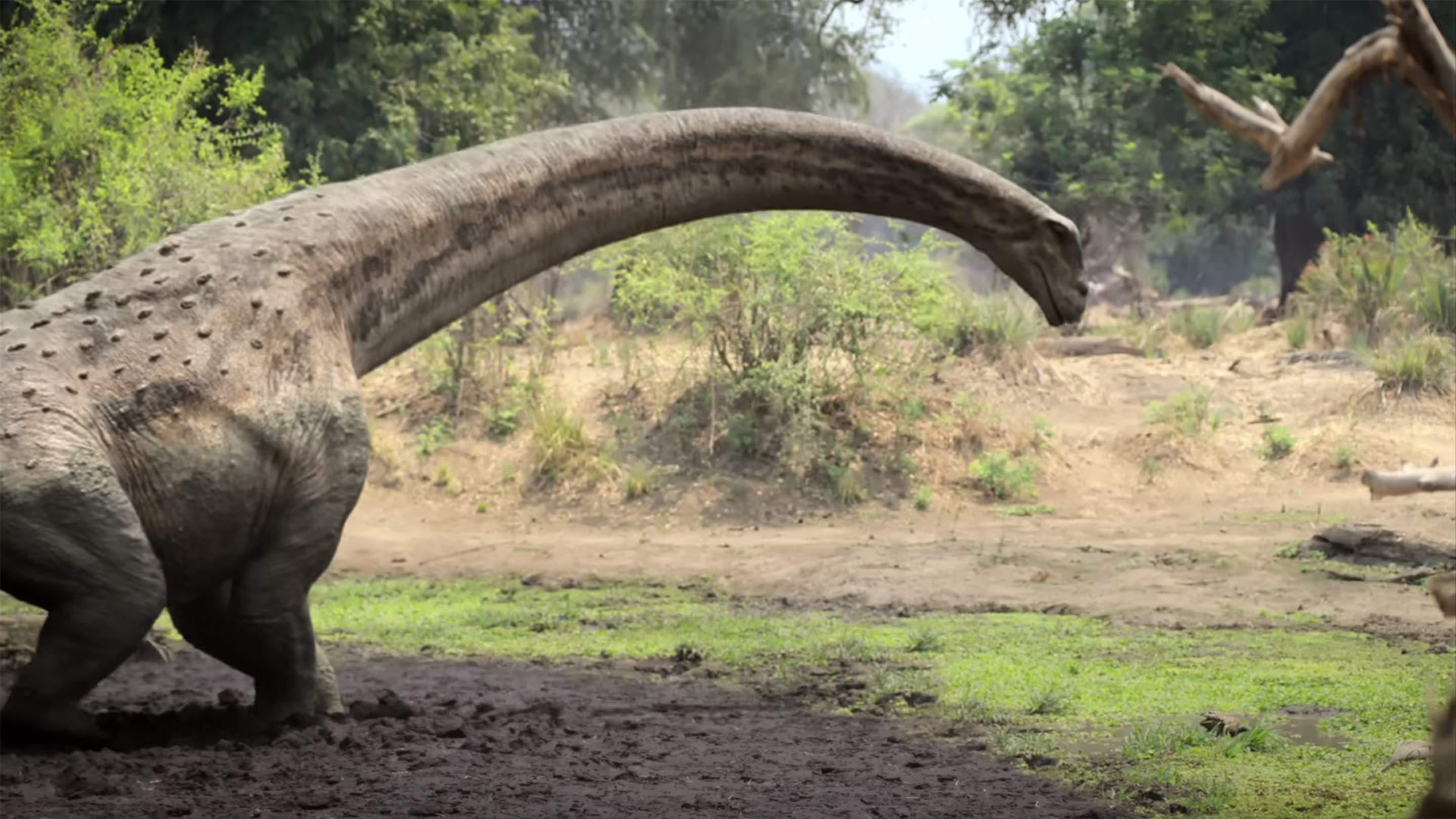 "More Adventure, More Danger and More Dinosaurs": The Trailer for ...