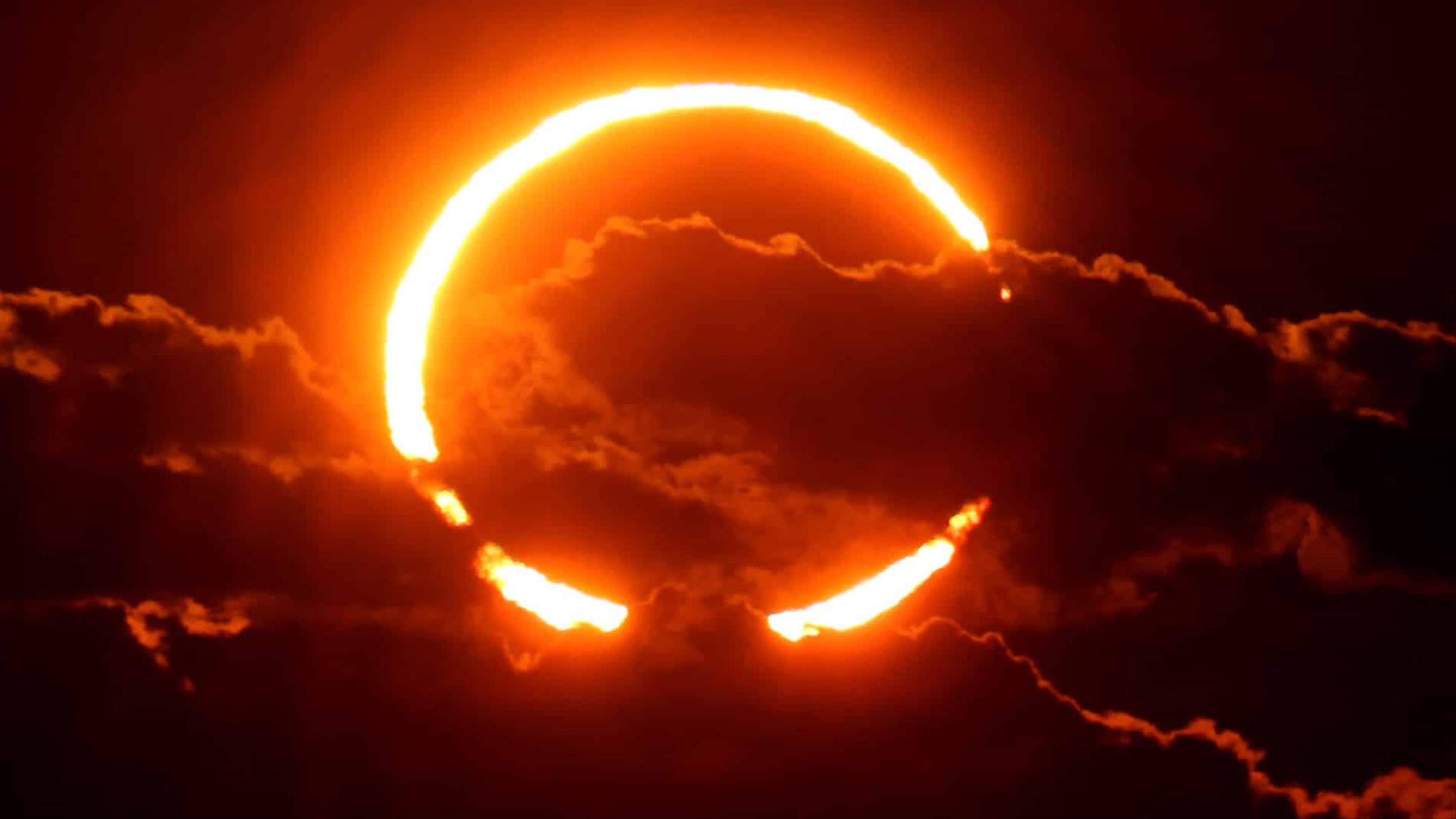 Turn Around, Bright Eyes: Everything You Need to Know About Thursday's ...