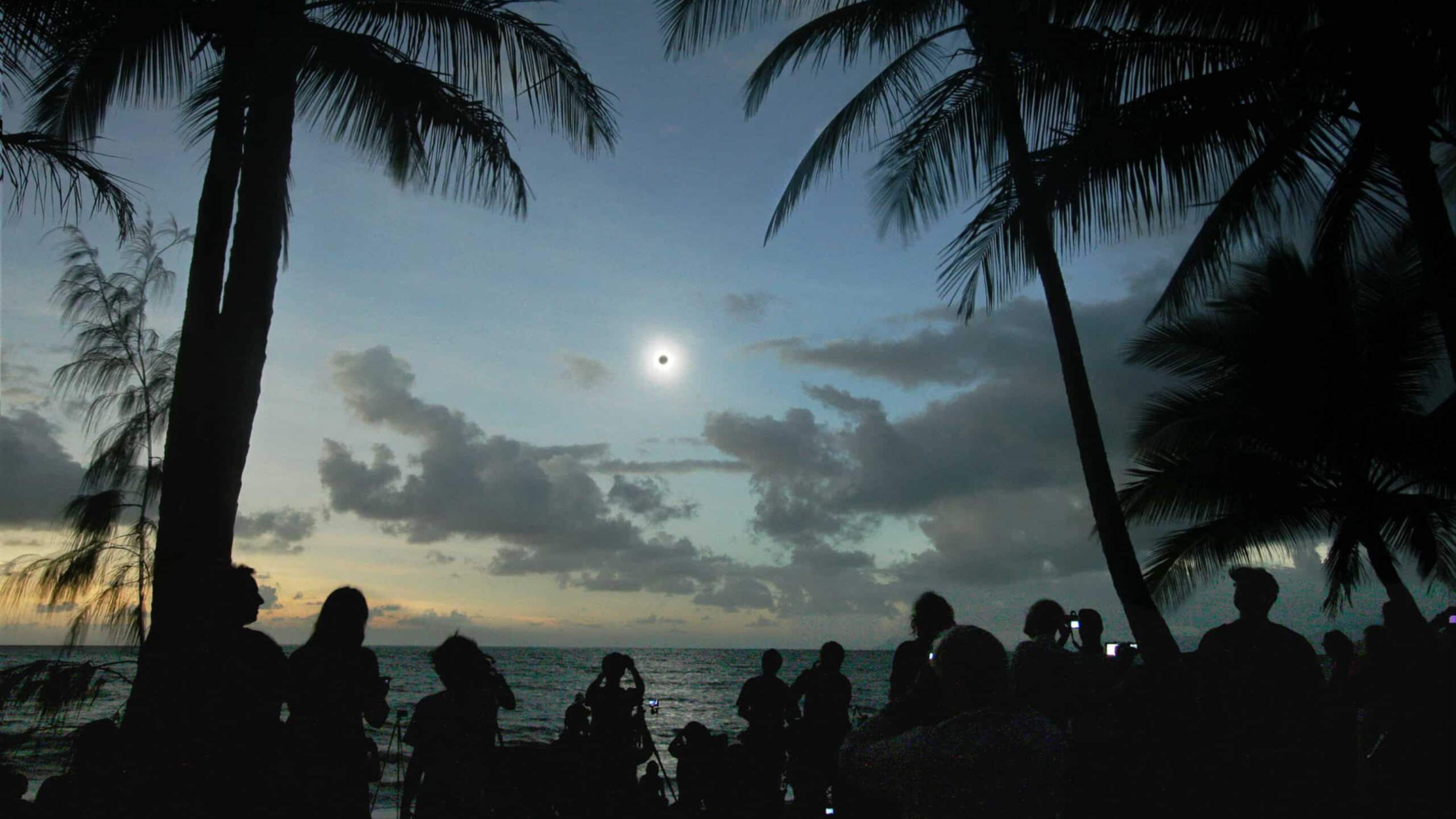 Turn Around, Bright Eyes: Everything You Need to Know About Thursday's ...