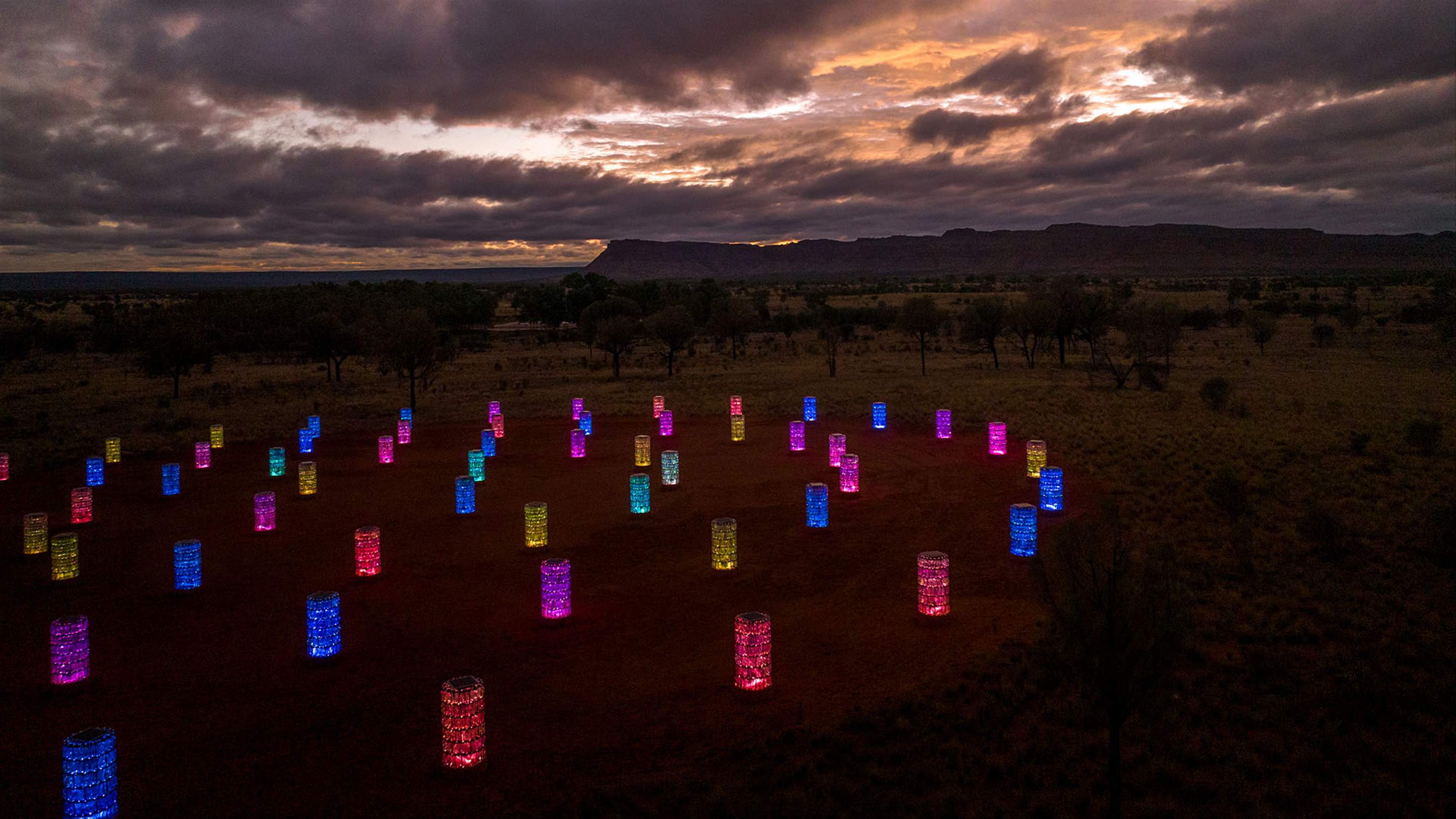 Bruce Munro's New 'Light-Towers' Installation Is Now Dazzling the ...