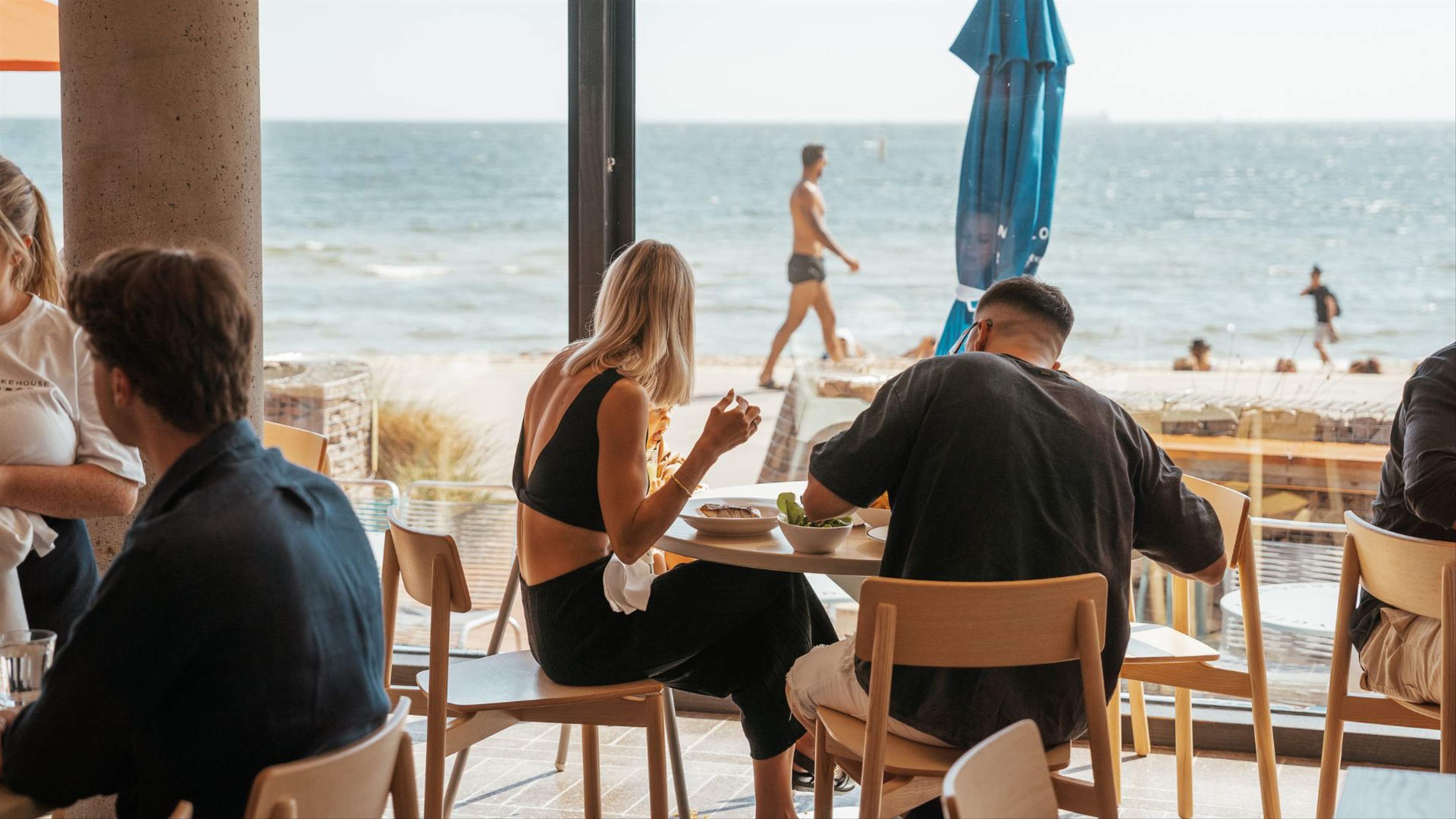 The Best Beachside Bars and Restaurants in Melbourne for 2024