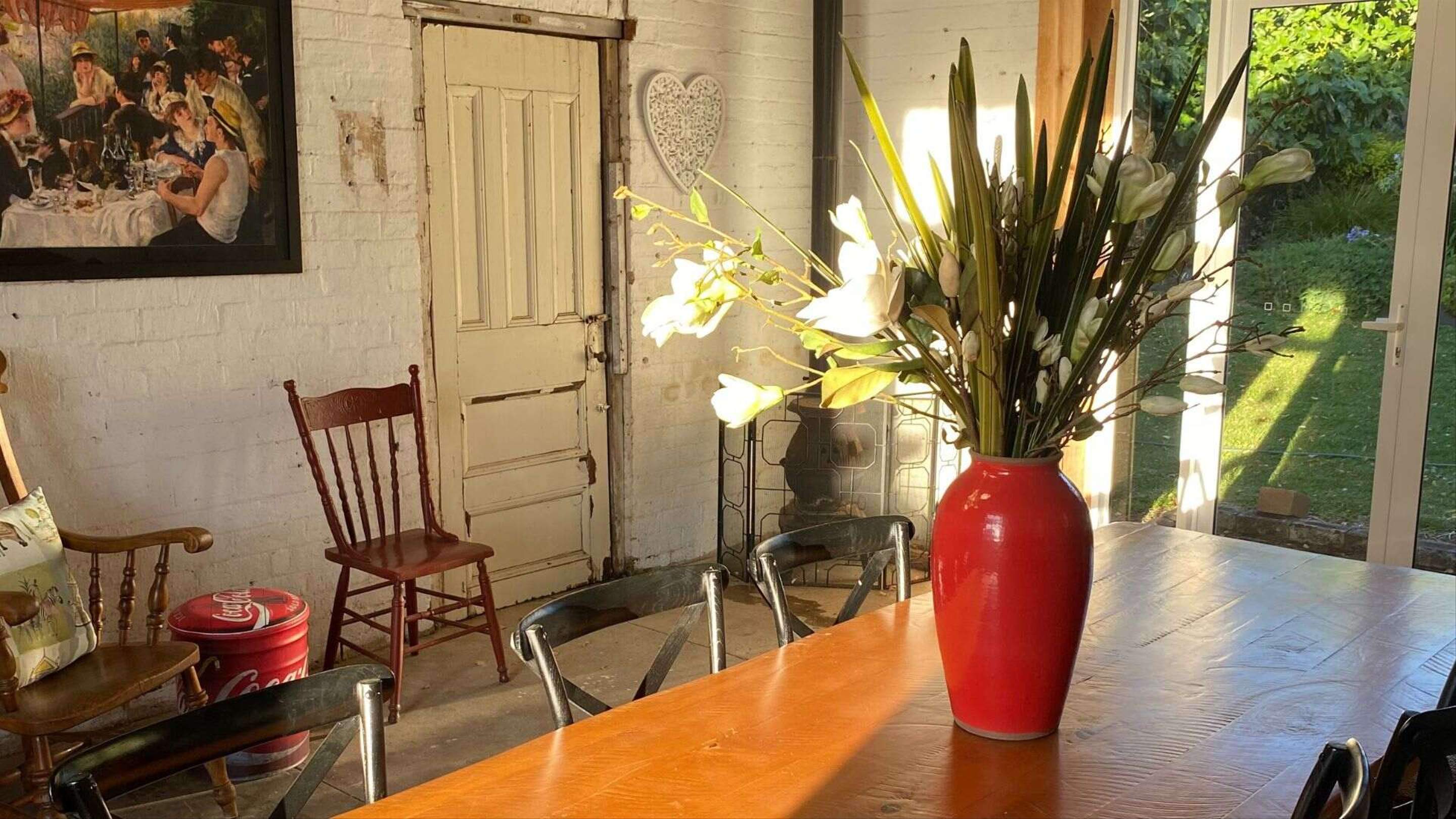 The Old Bakery Cottage - Concrete Playground