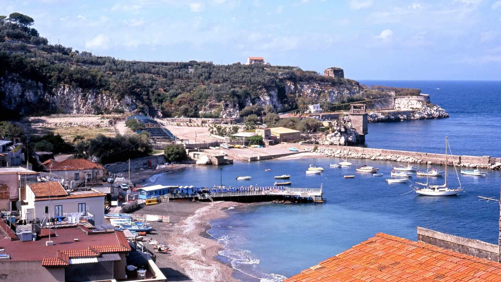 Marina di Puolo - Concrete Playground