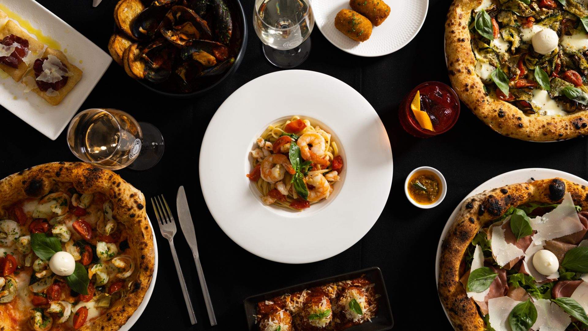 Dine With a New Friend at La Vineria - Concrete Playground