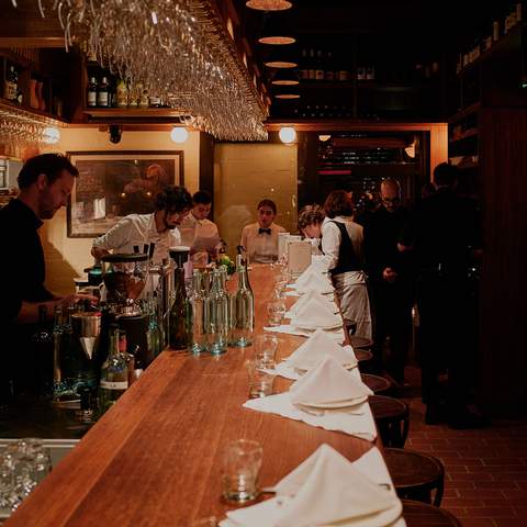 Le Foote, The Rocks Review