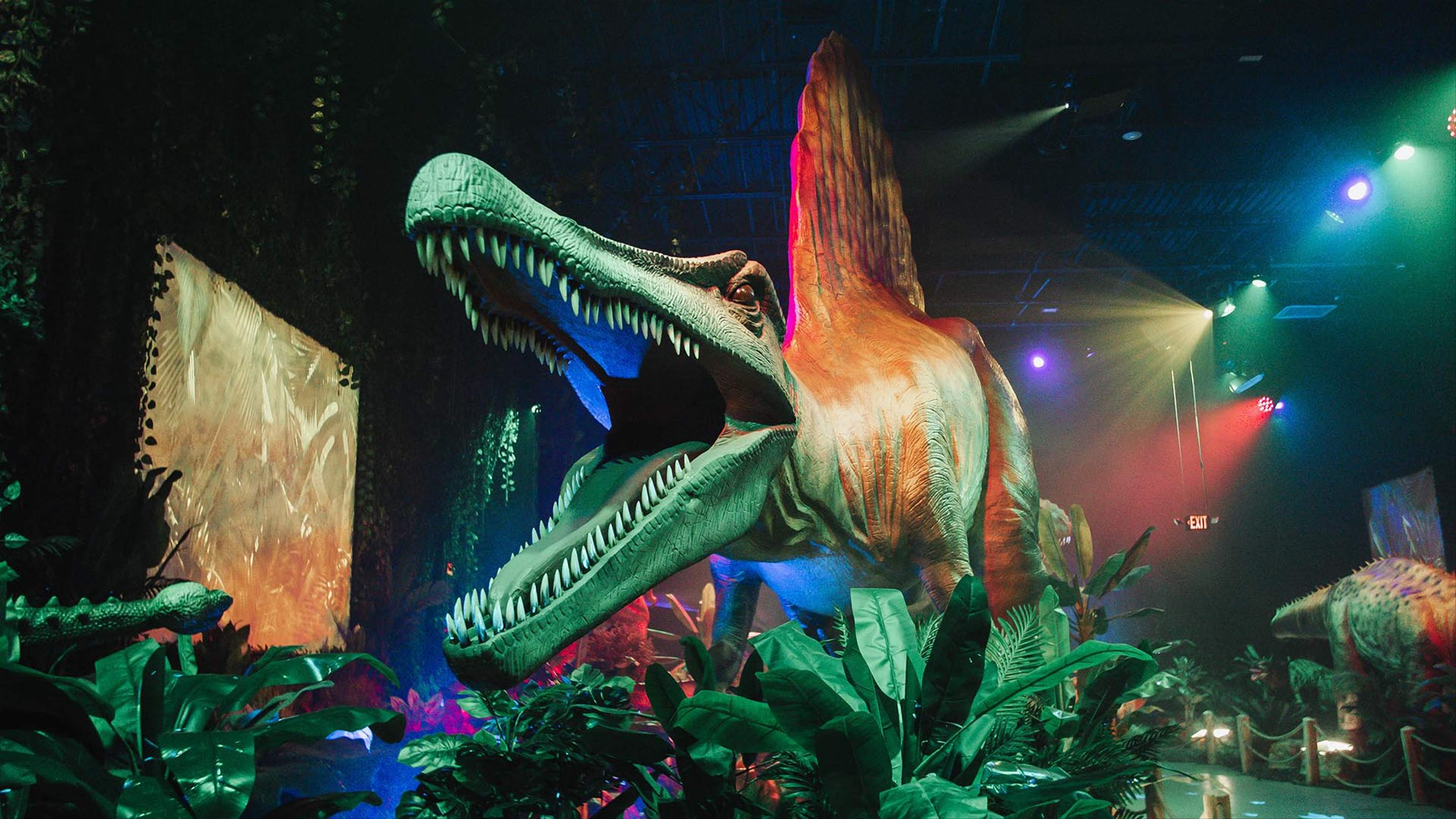 Immersive Experience 'Dinos Alive' Is Bringing Its Life-Sized ...