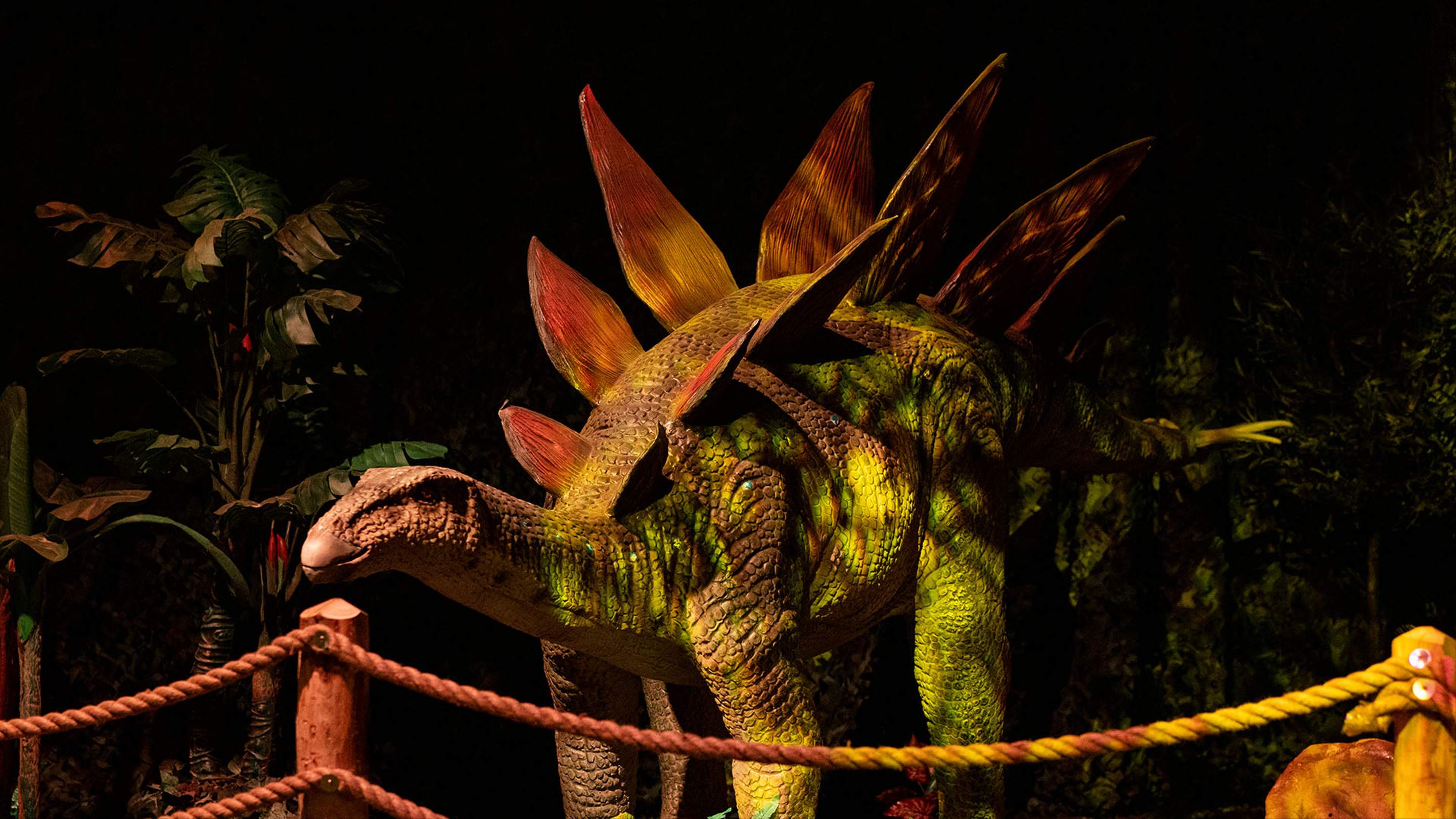 Immersive Experience 'Dinos Alive' Is Bringing Its Life-Sized ...