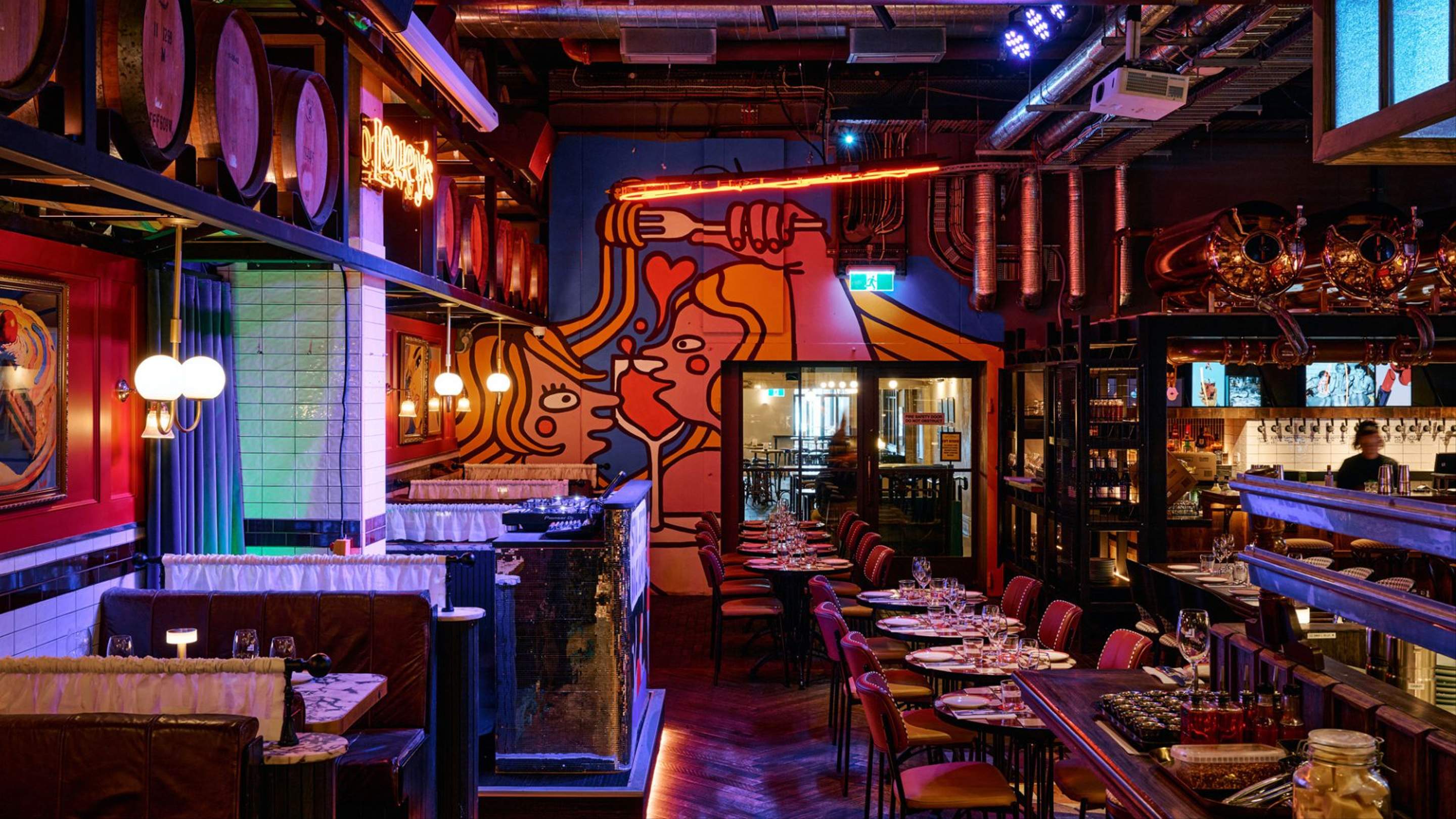 Louey's Is St Kilda's New Italian-American Disco Bar Inside The Espy ...