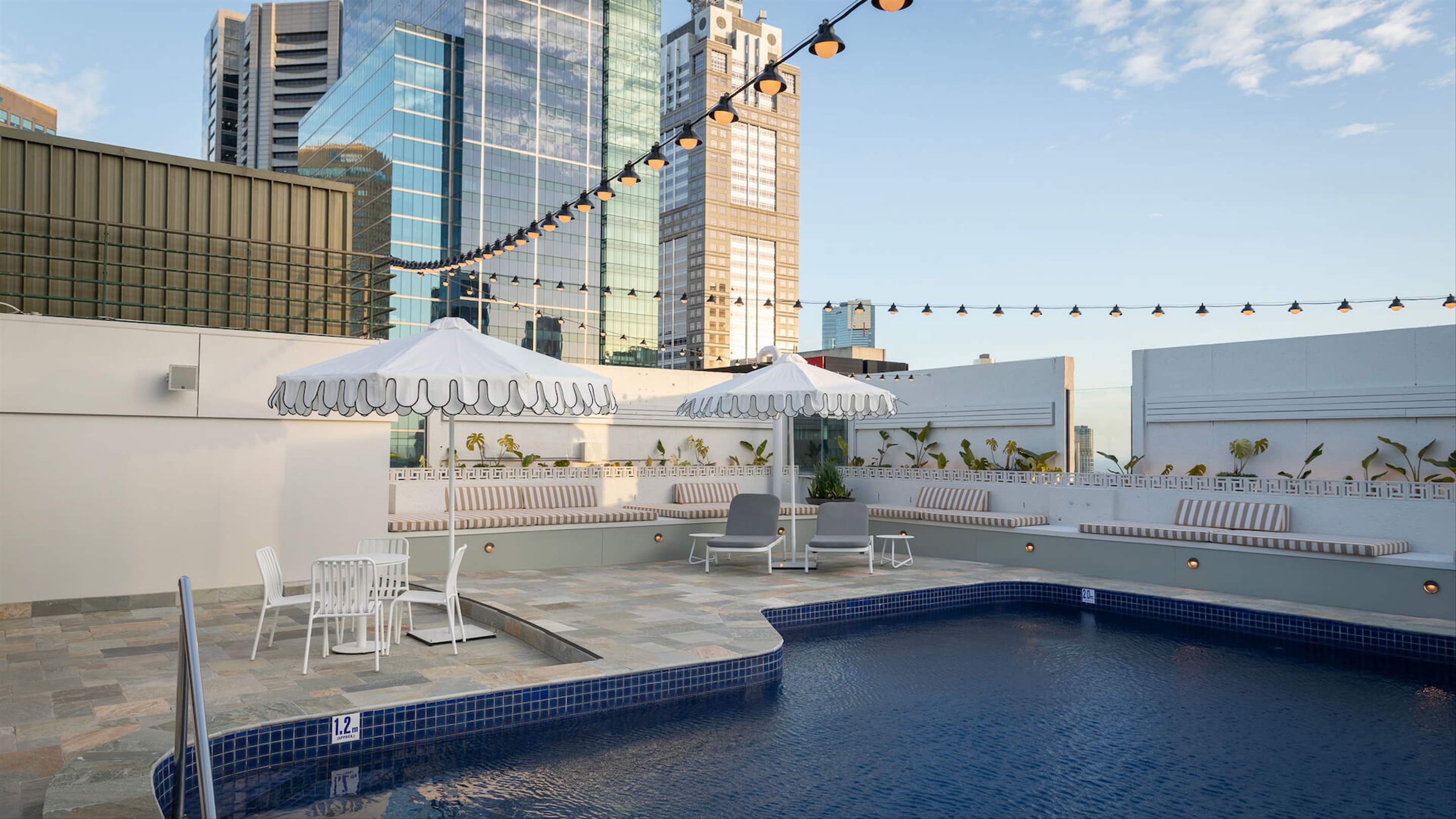 Rydges Melbourne - Concrete Playground