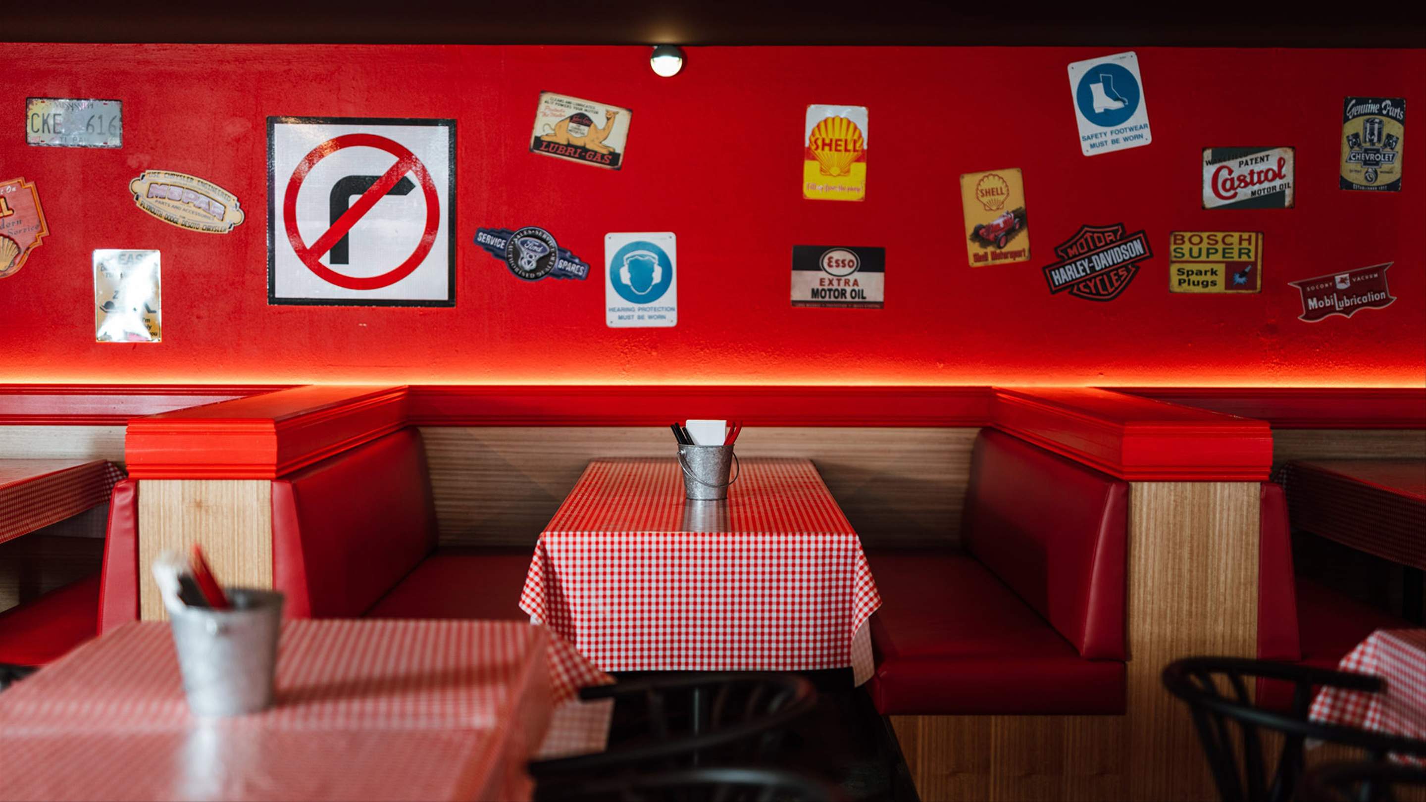 Now Open: Seafood Lovers Can Don Bibs and Crack Open Shellfish at Claw ...