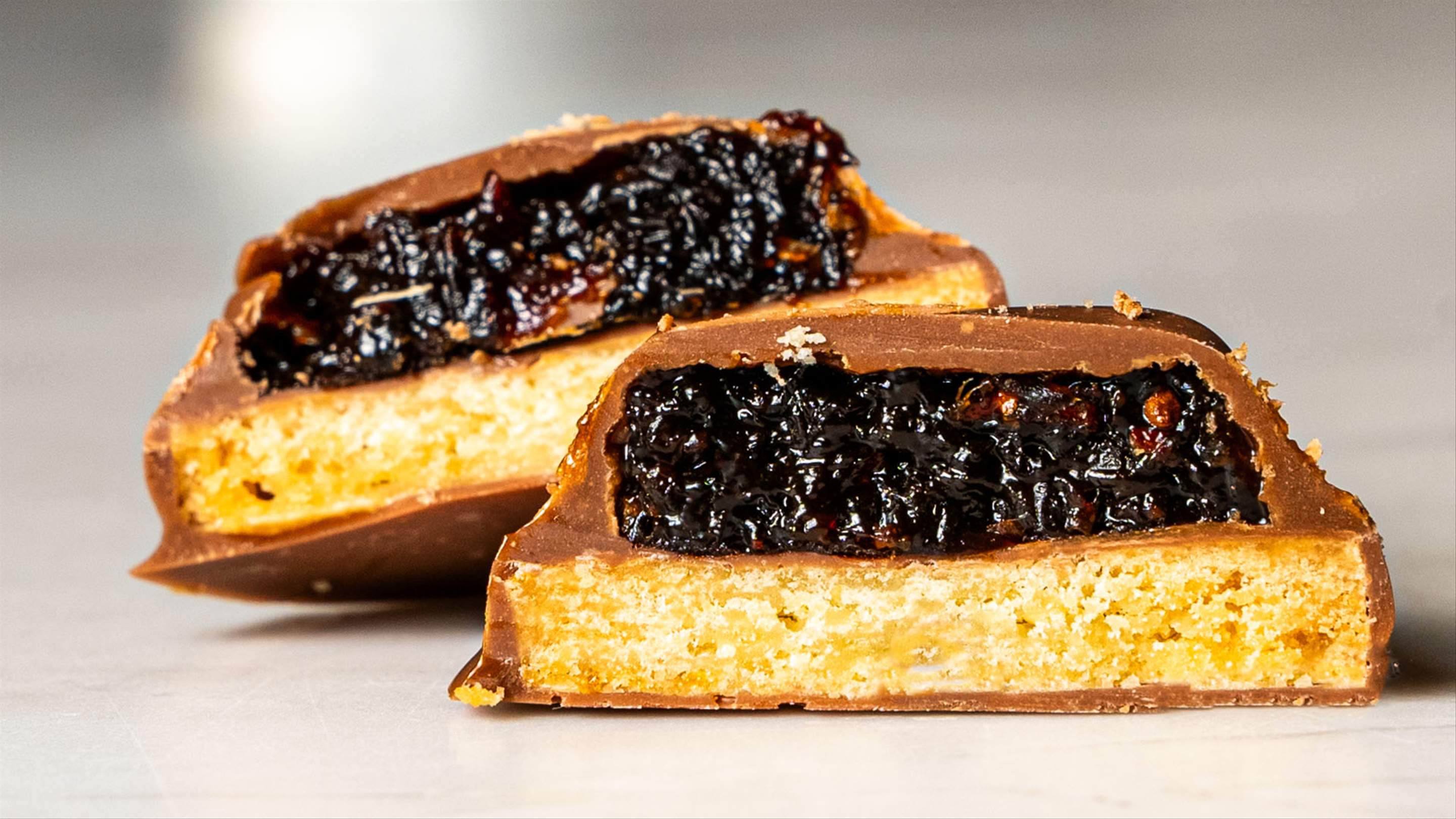 Gelato Messina Is Bringing Back Its Own Mint Slice Biscuits for Father ...