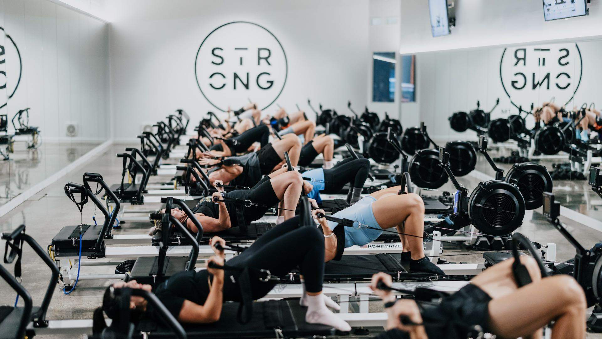 Five Days for $25 at STRONG Pilates - Concrete Playground