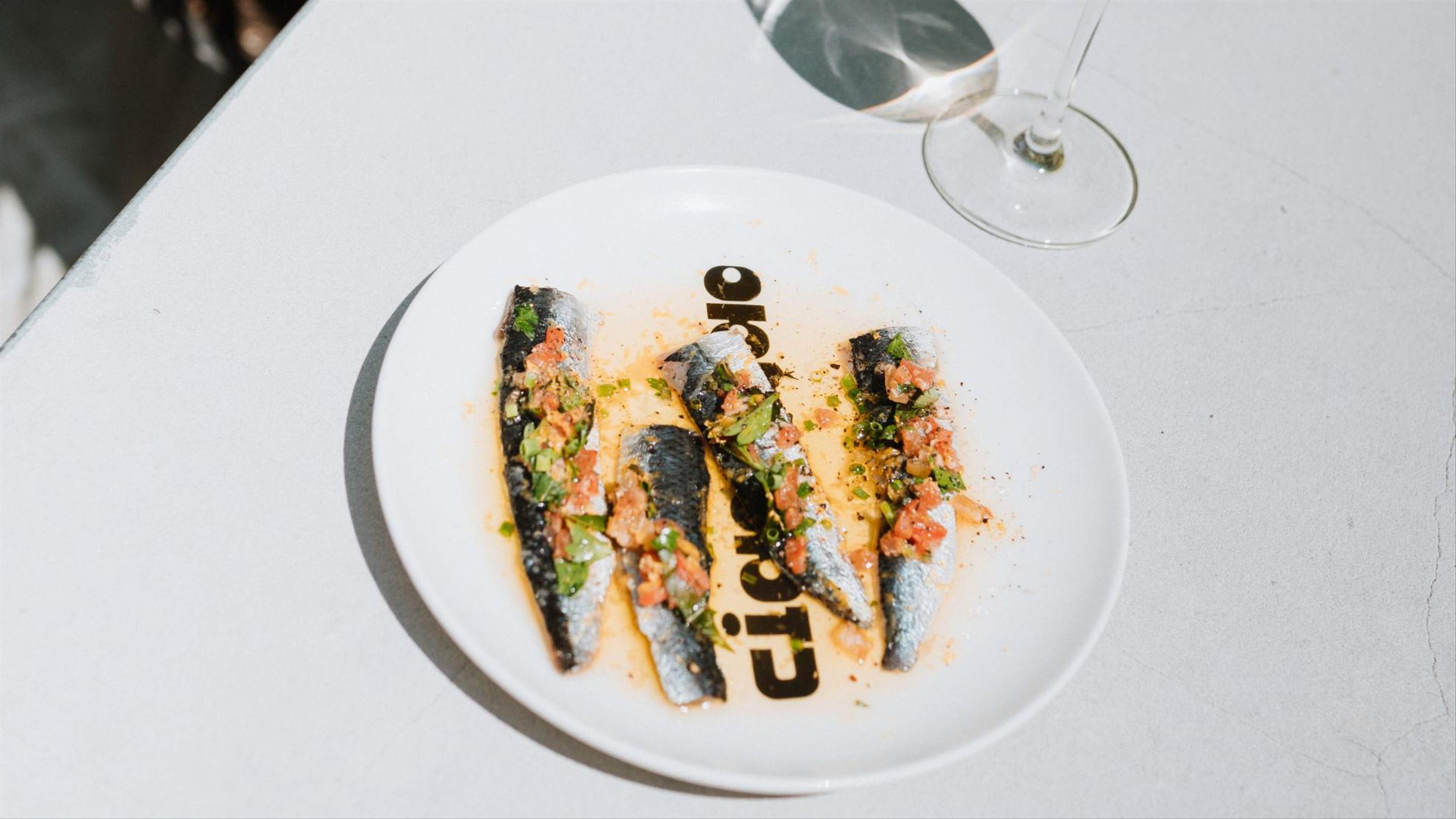 Si Paradiso, Highgate Review