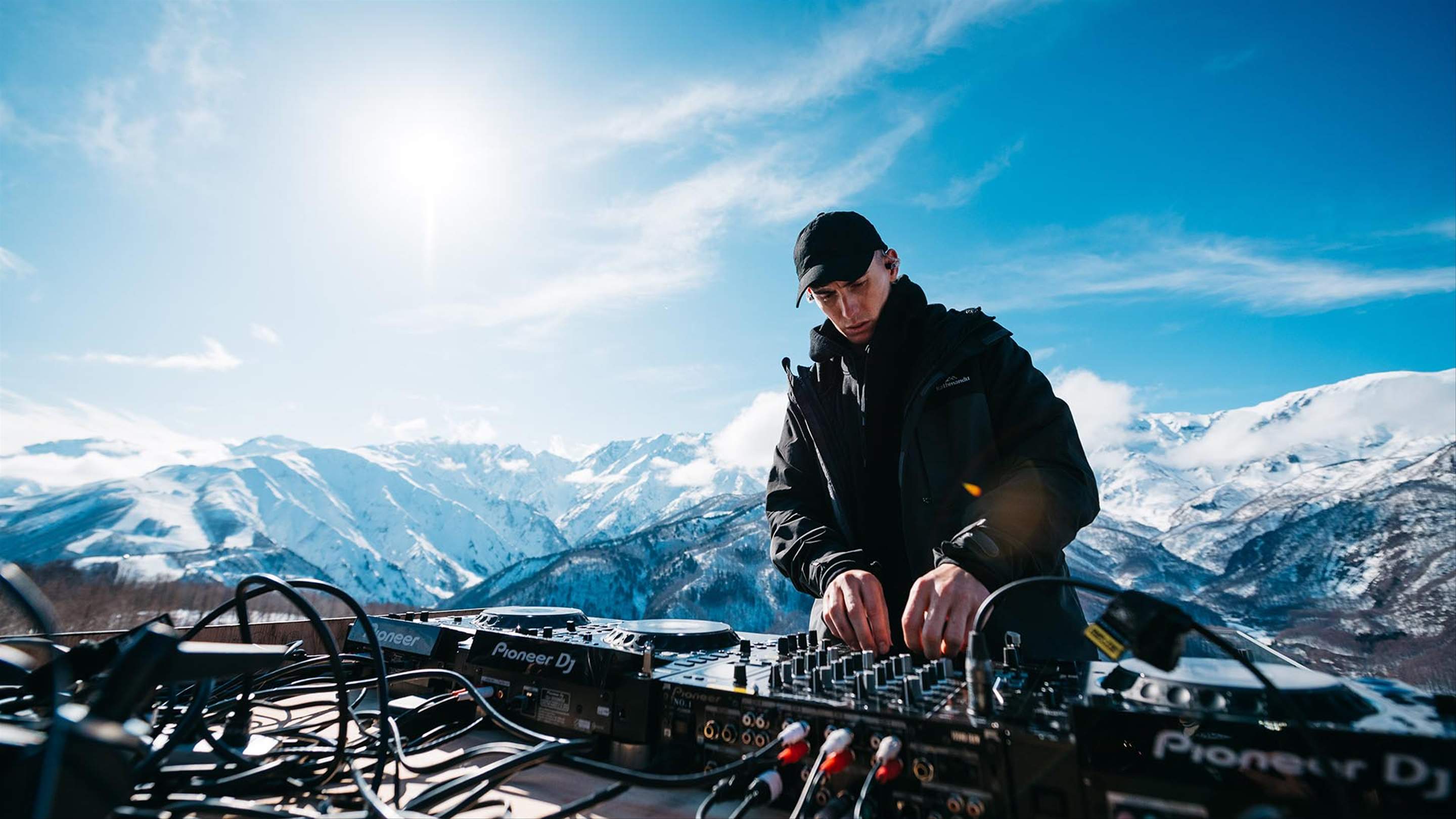 Alpine Music Fest Snow Machine Is Returning to Japan in 2024 If You ...