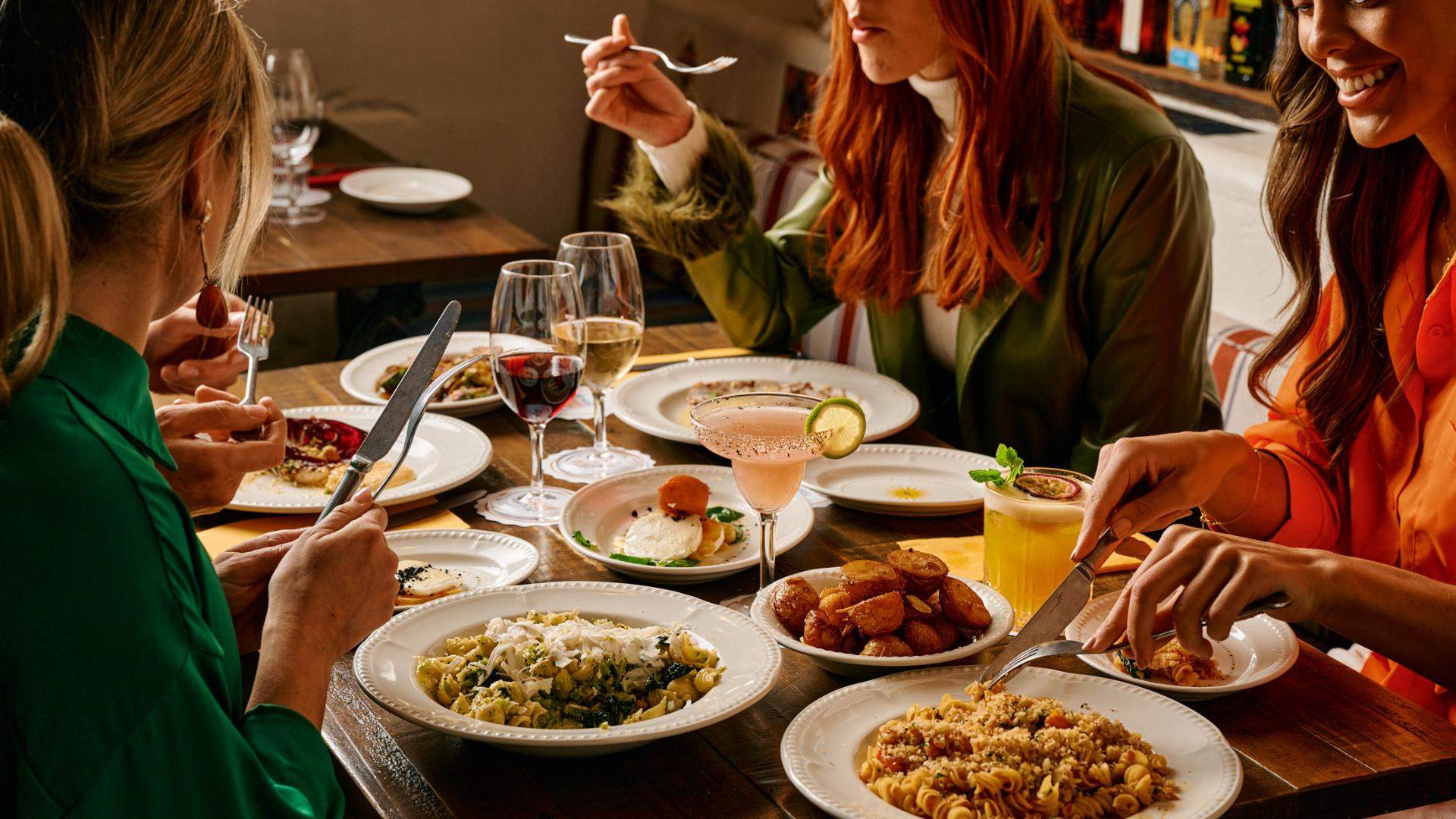 Tippy-Tay, Melbourne Review