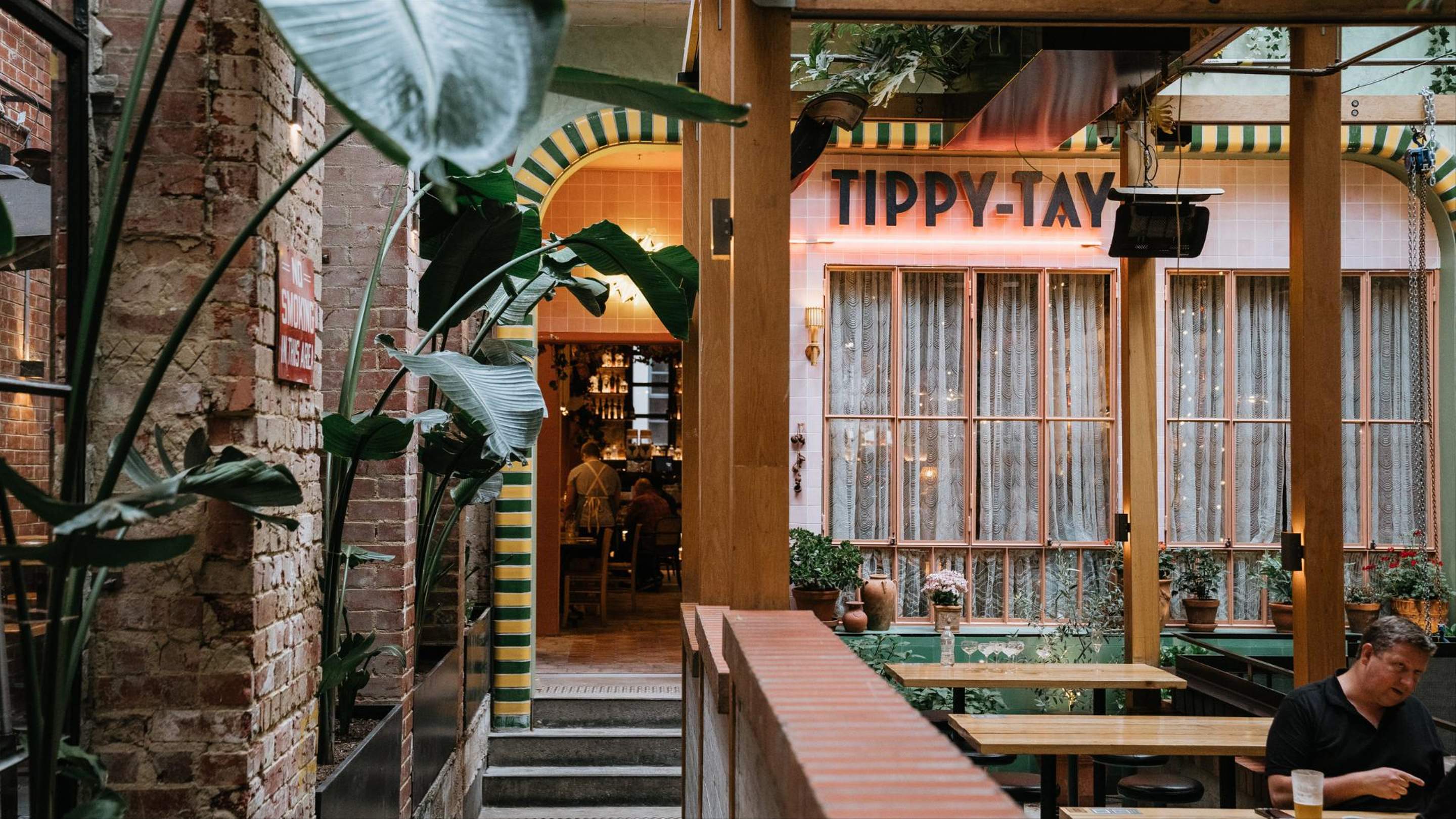 Tippy-Tay, Melbourne Review