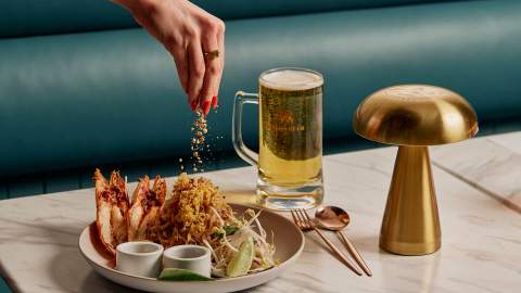 Kan Eang, Melbourne Review