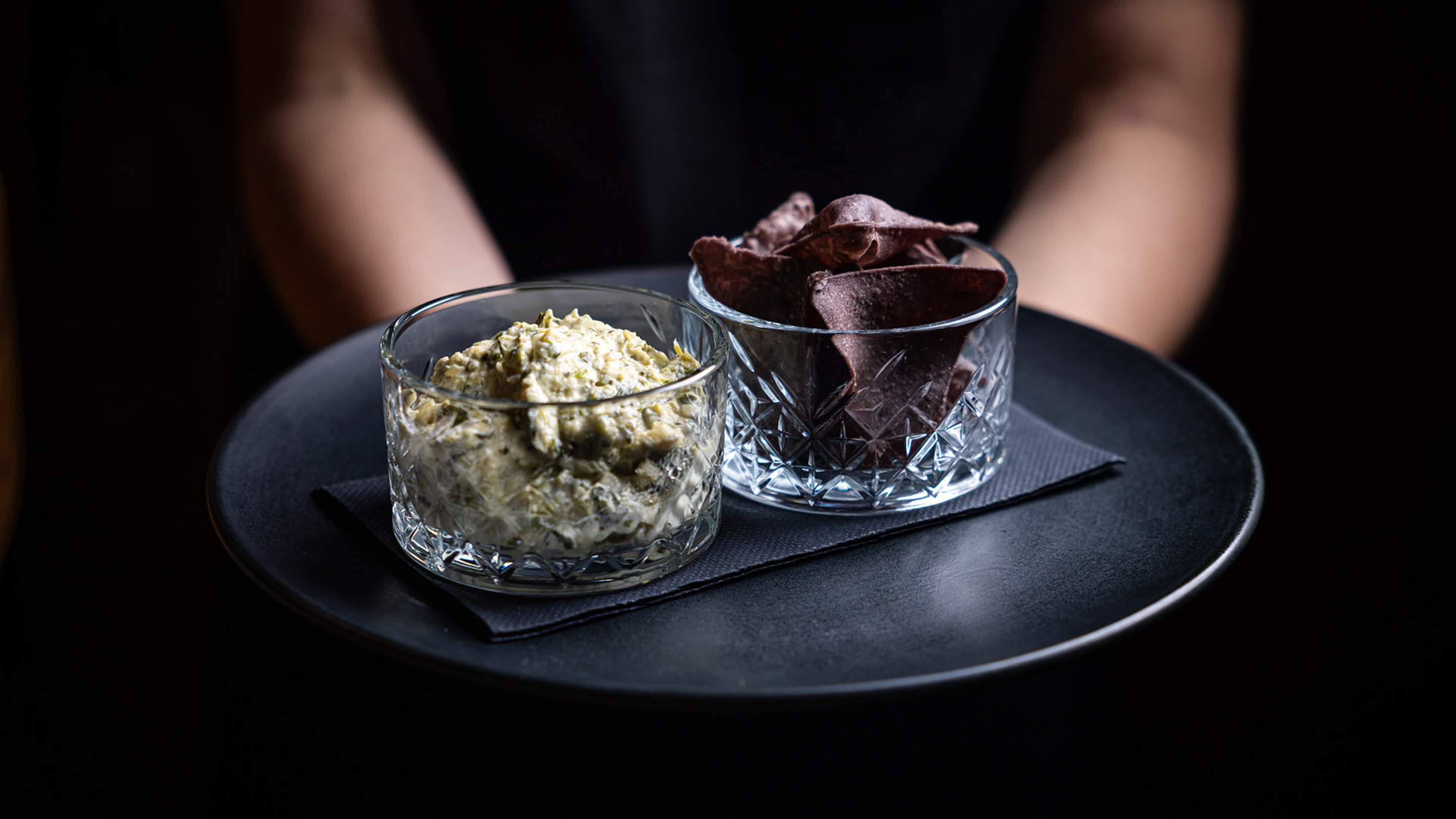 Midtown Is Fish Lane's Luxe New 40-Seater Martini Bar From the One Fish ...