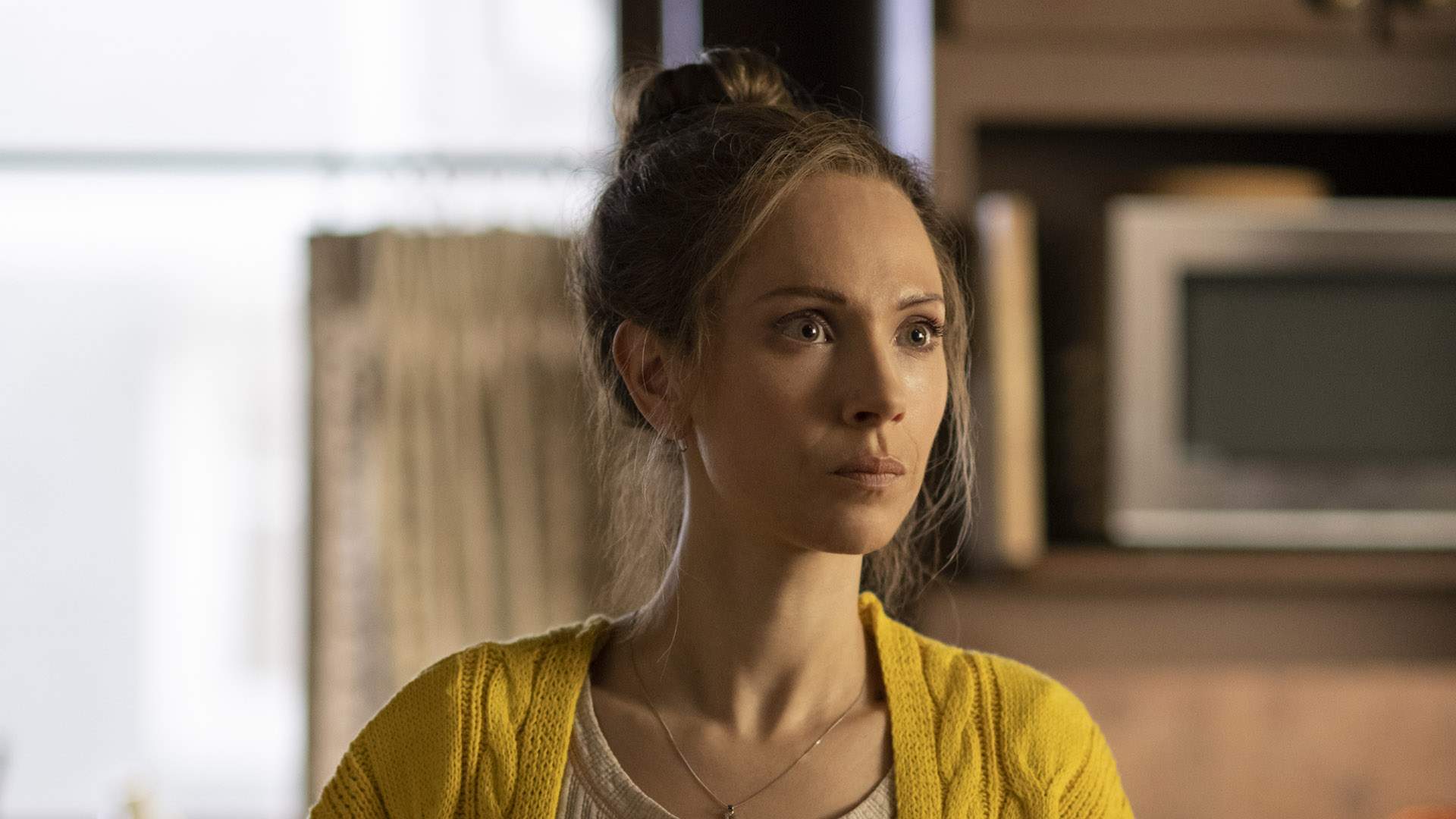 You Betcha the Juno Temple- and Jon Hamm-Starring Fifth Season of ...