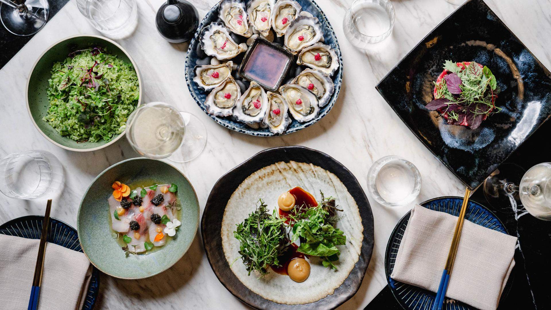 Luna Lu, The Rocks Review