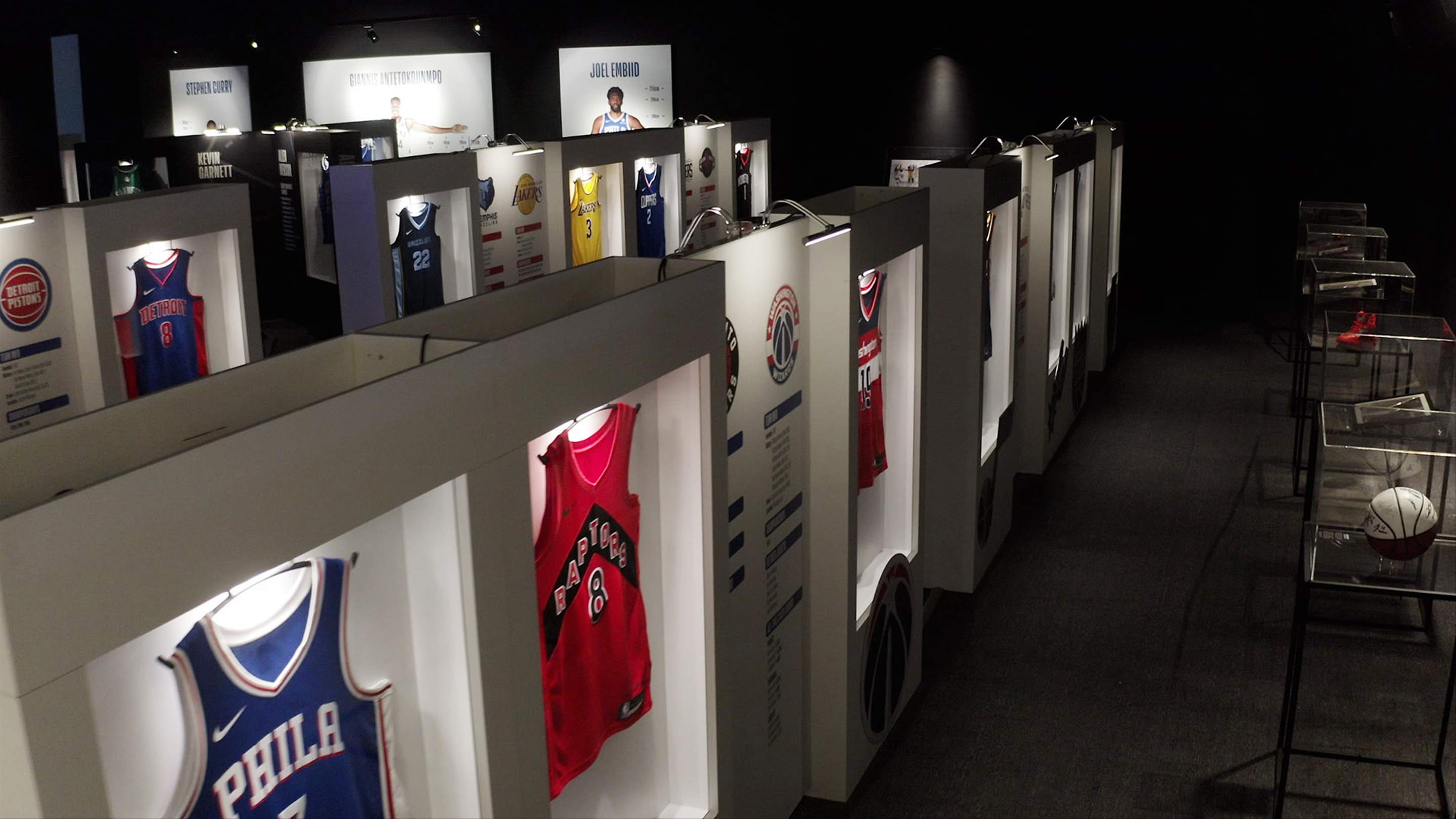 A Huge Interactive NBA Exhibition That Bounces Through Basketball ...