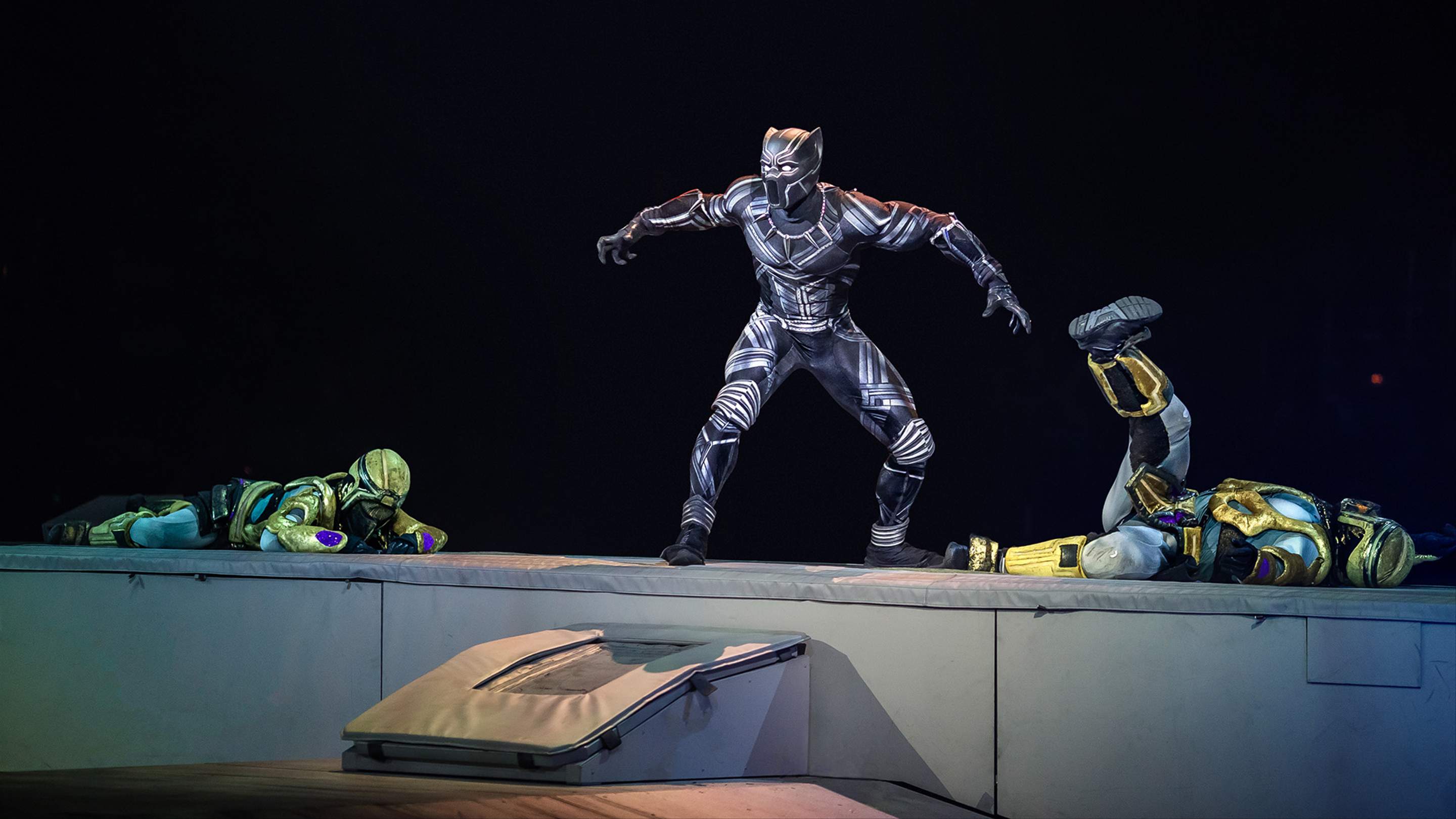 Marvel's Live Arena Show Featuring 20-Plus Heroes and Villains Is ...