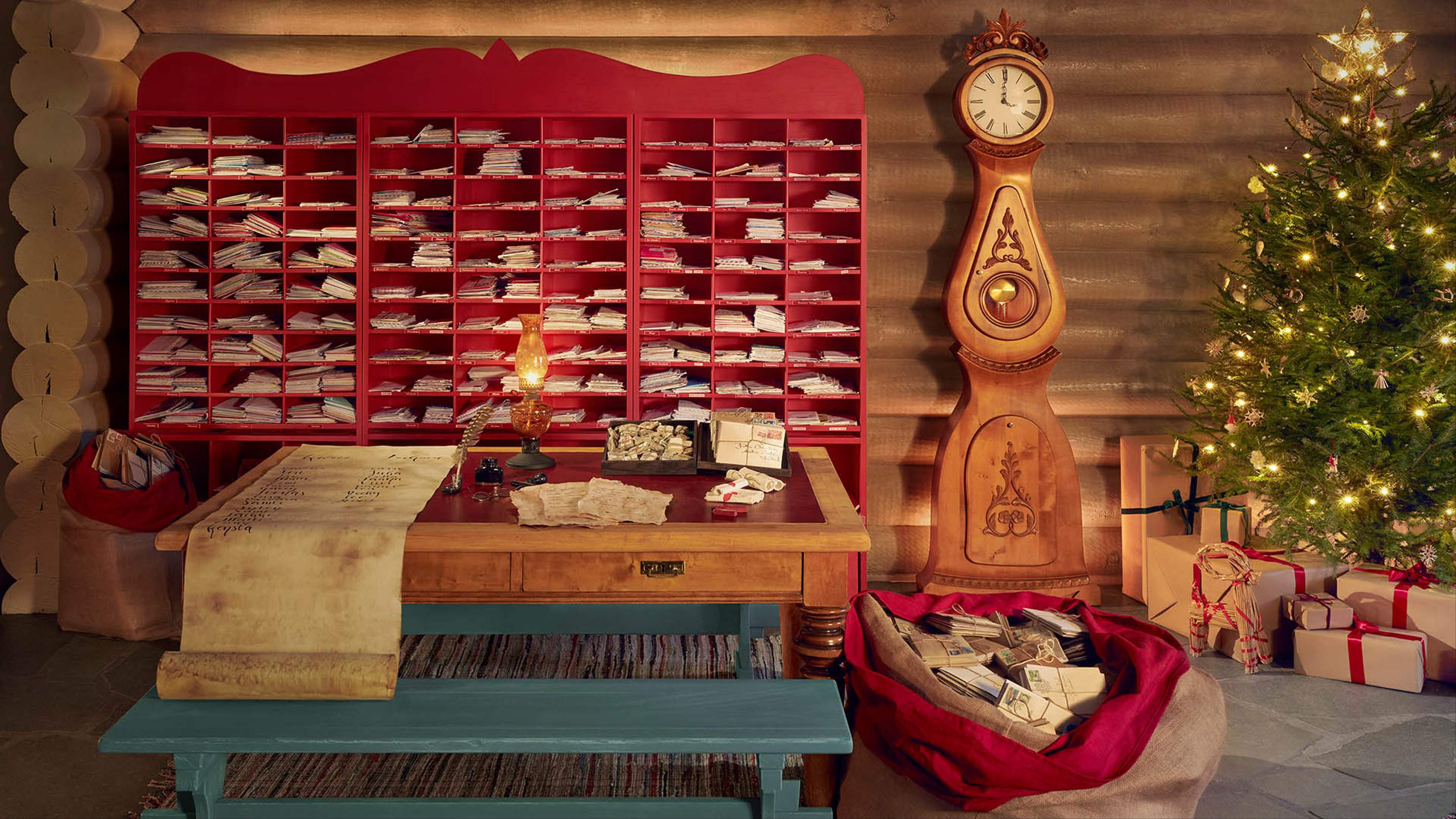 Ho, Ho, Holidays: Santa's Supremely Festive Cabin in Finland Is ...