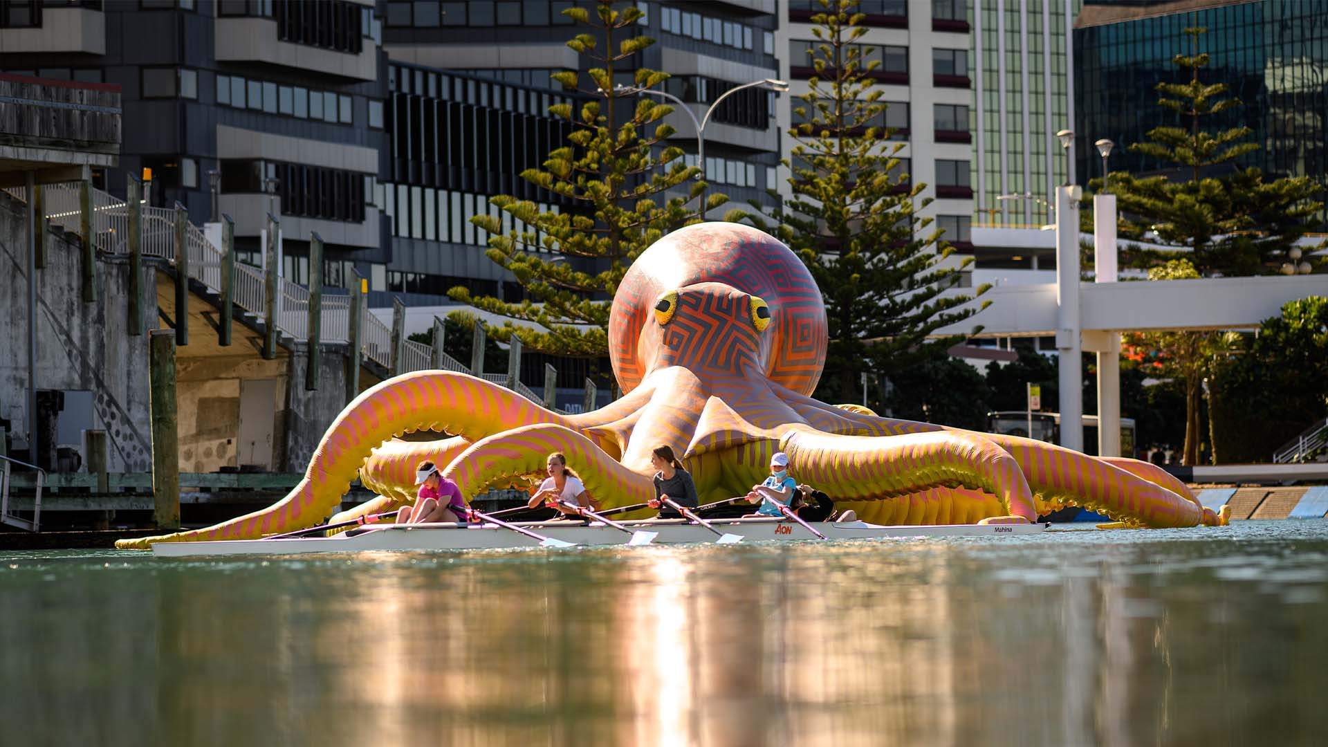 Te Wheke-a-Muturangi: The Adversary, Sydney