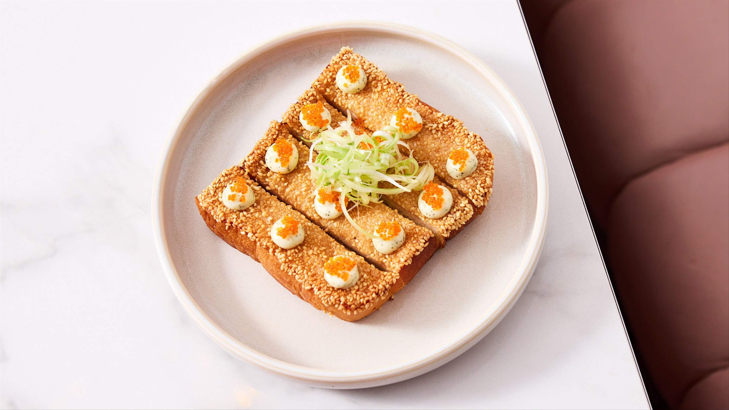 Noods, Wonton and Lobster Roll Alert: Luxe George Street Chinese ...