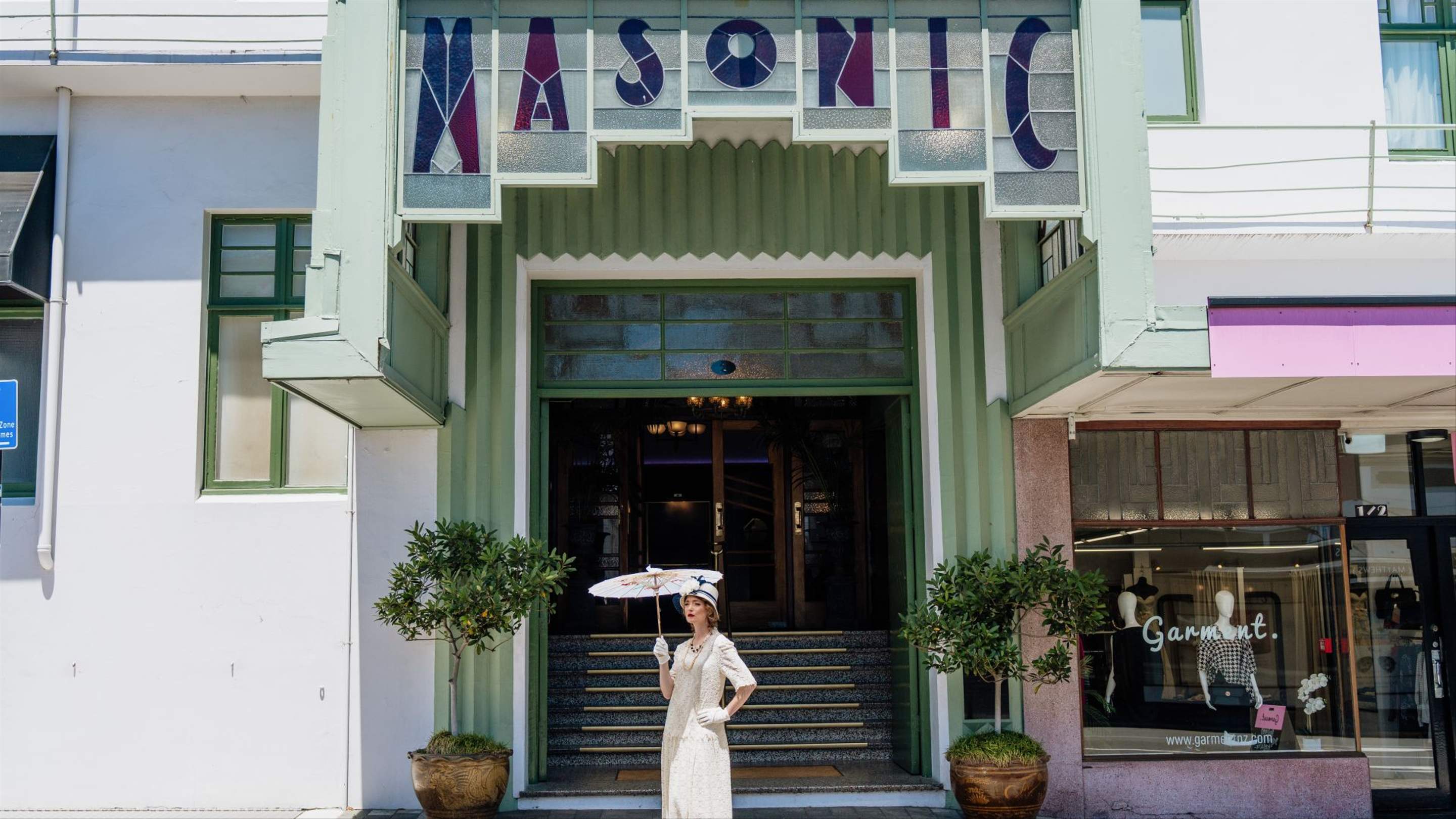 New Zealand's Biggest Dress-Up Party, Napier's Art Deco Festival, Is ...